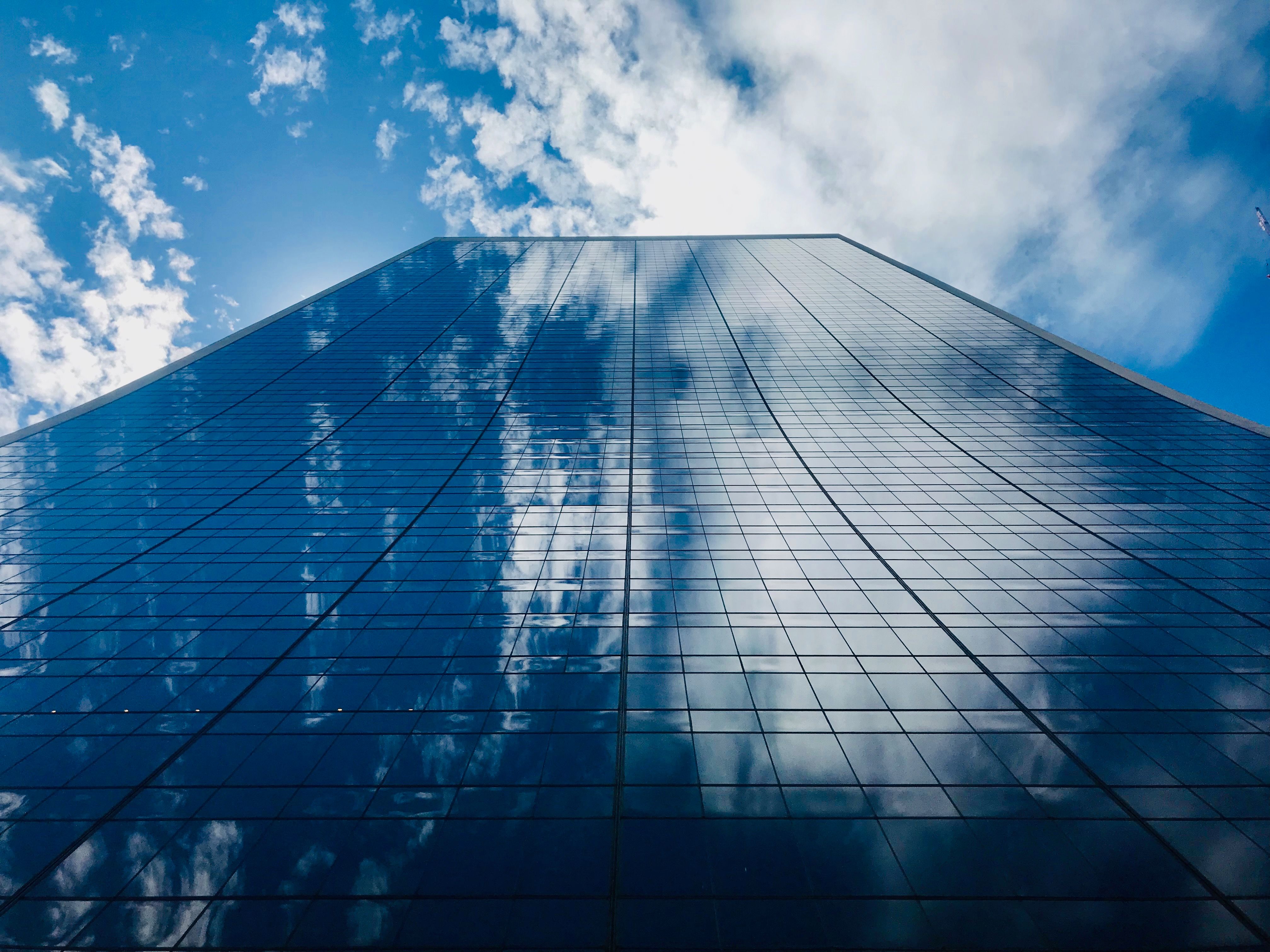 High Rise Modern Building Under the Sky · Free Stock Photo