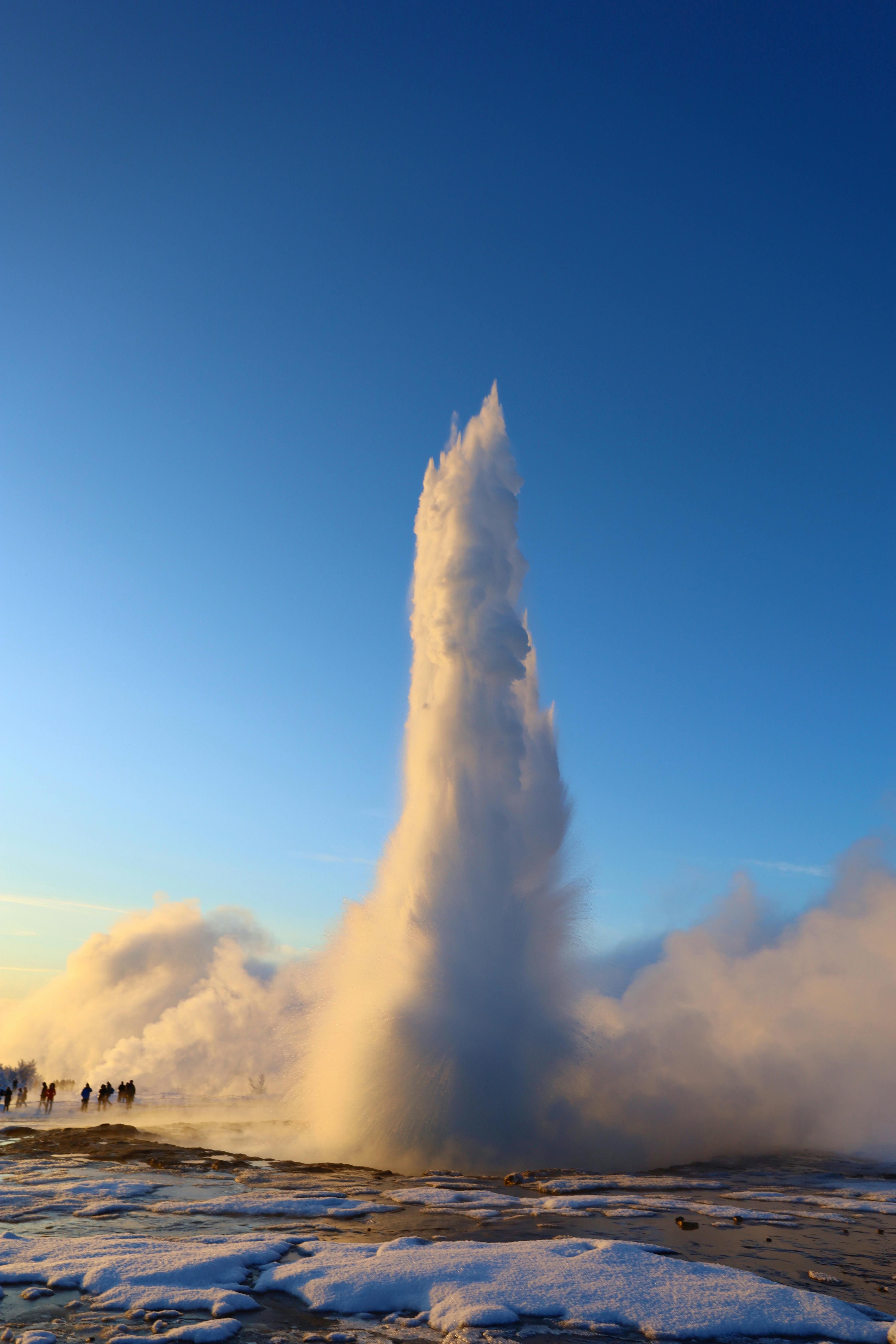 People Watching Geyser Eruption · Free Stock Photo
