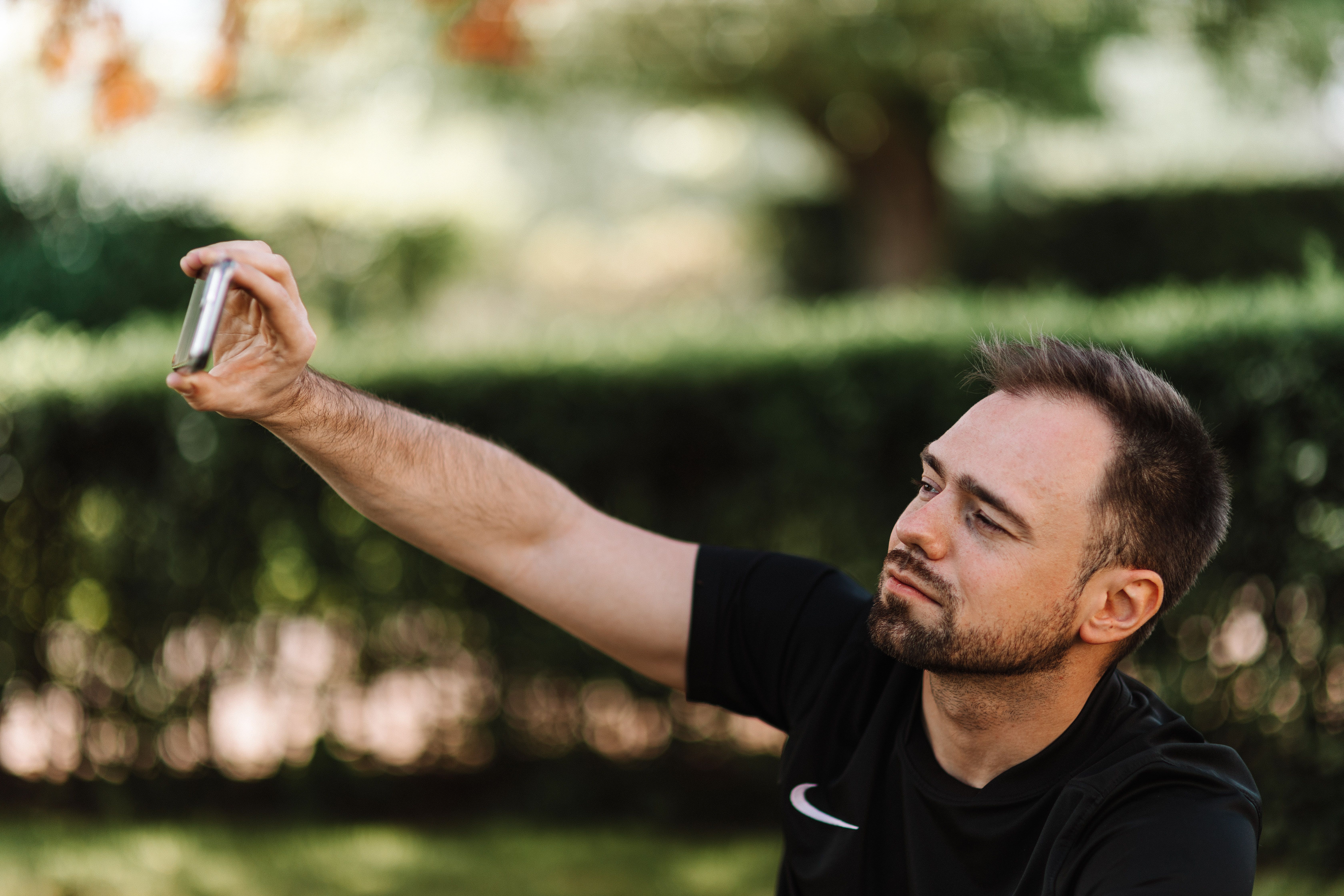 Person Taking A Selfie Photos, Download The BEST Free Person Taking A ...