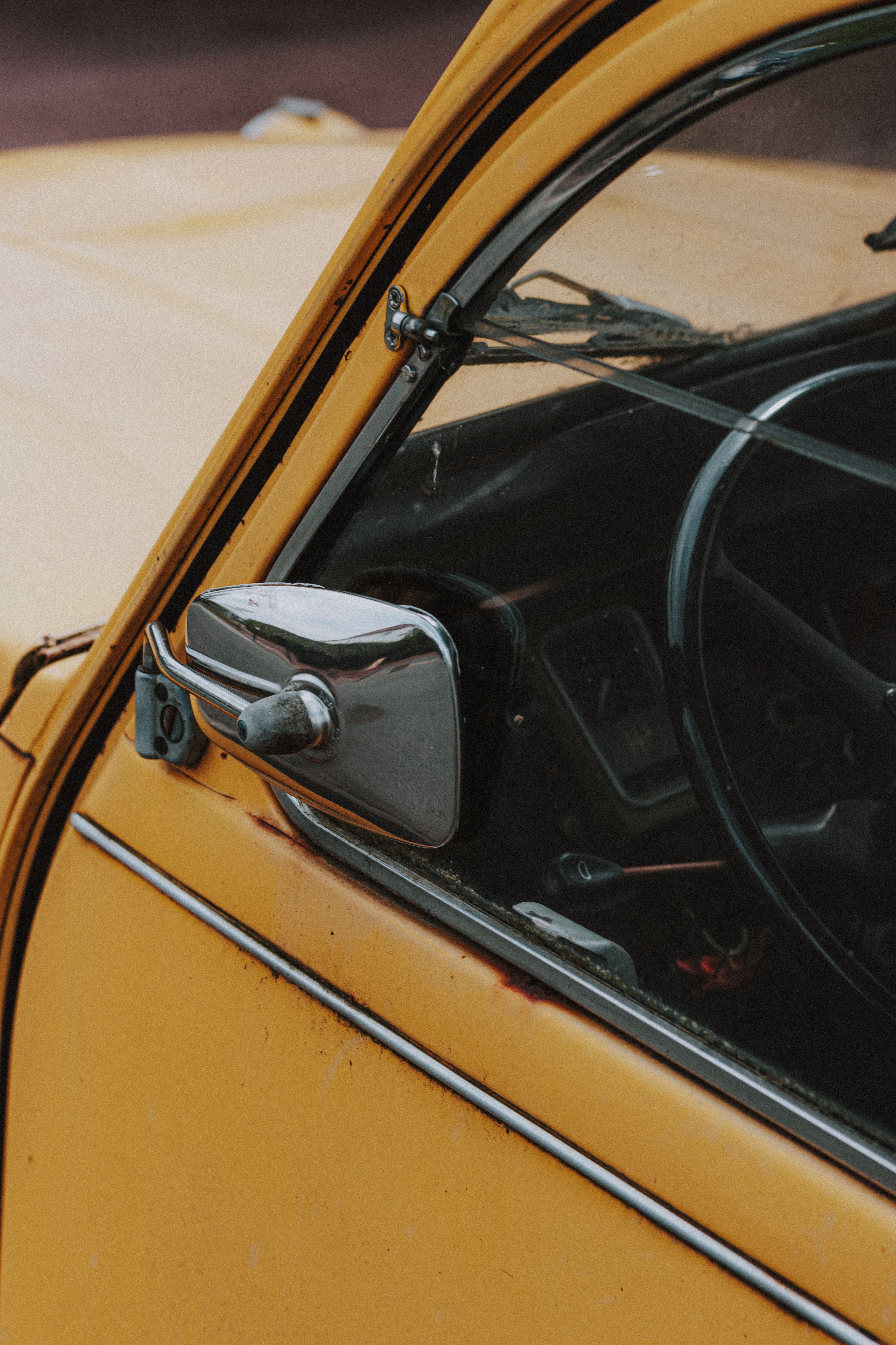 Empty Green Vehicle · Free Stock Photo