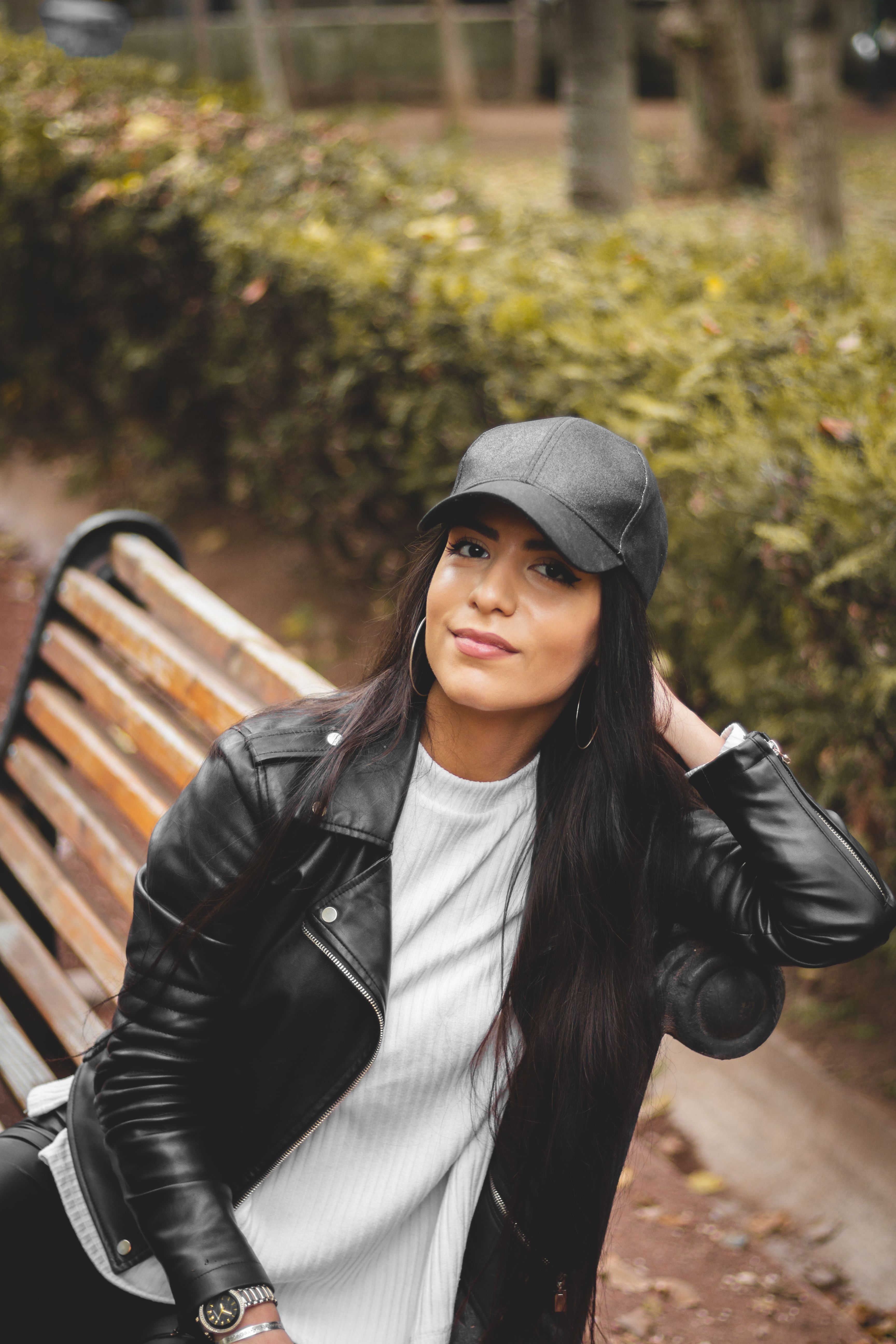 Portrait In Bush Background Photos, Download The BEST Free Portrait In ...