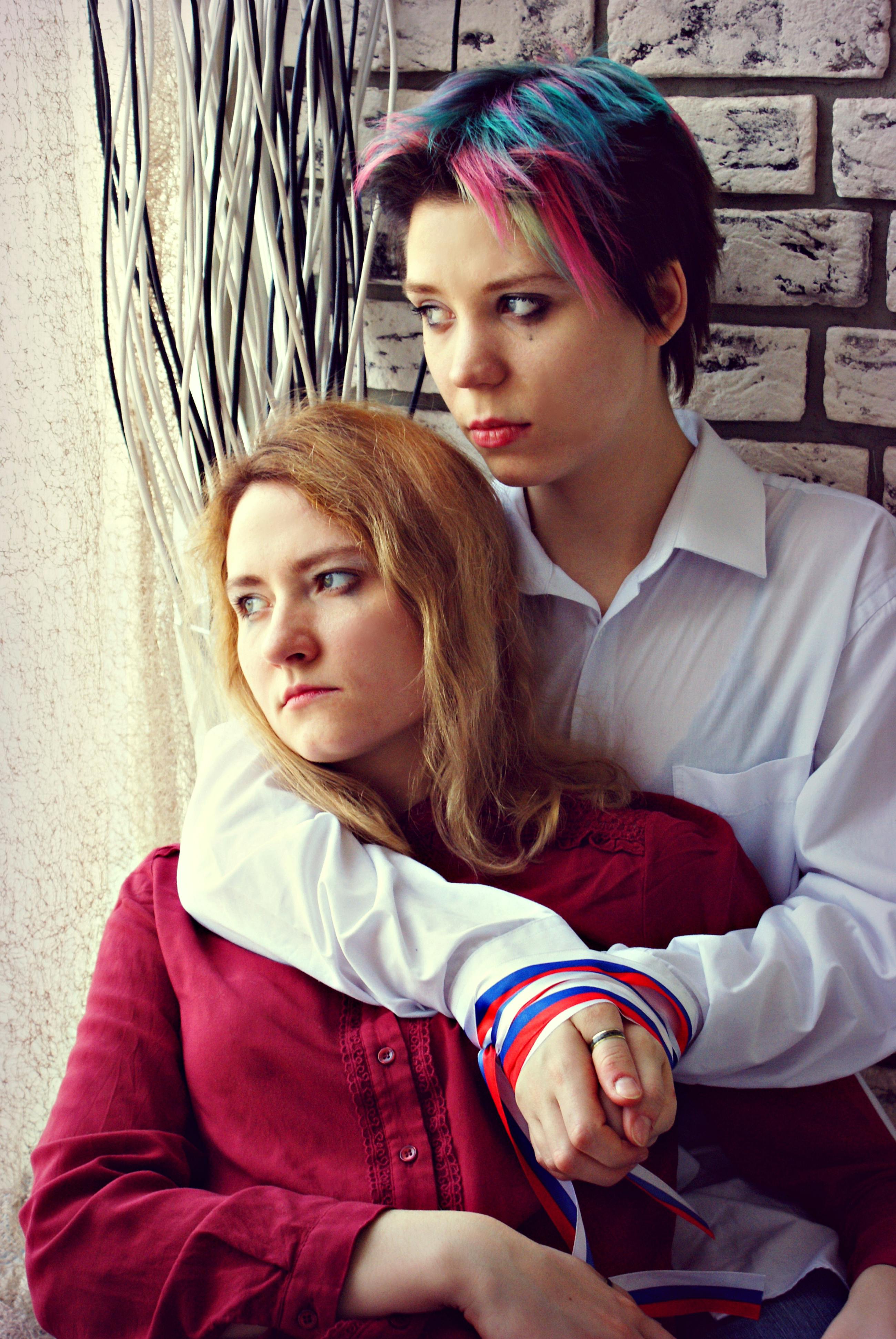 Trendy women with colorful tears looking away · Free Stock Photo