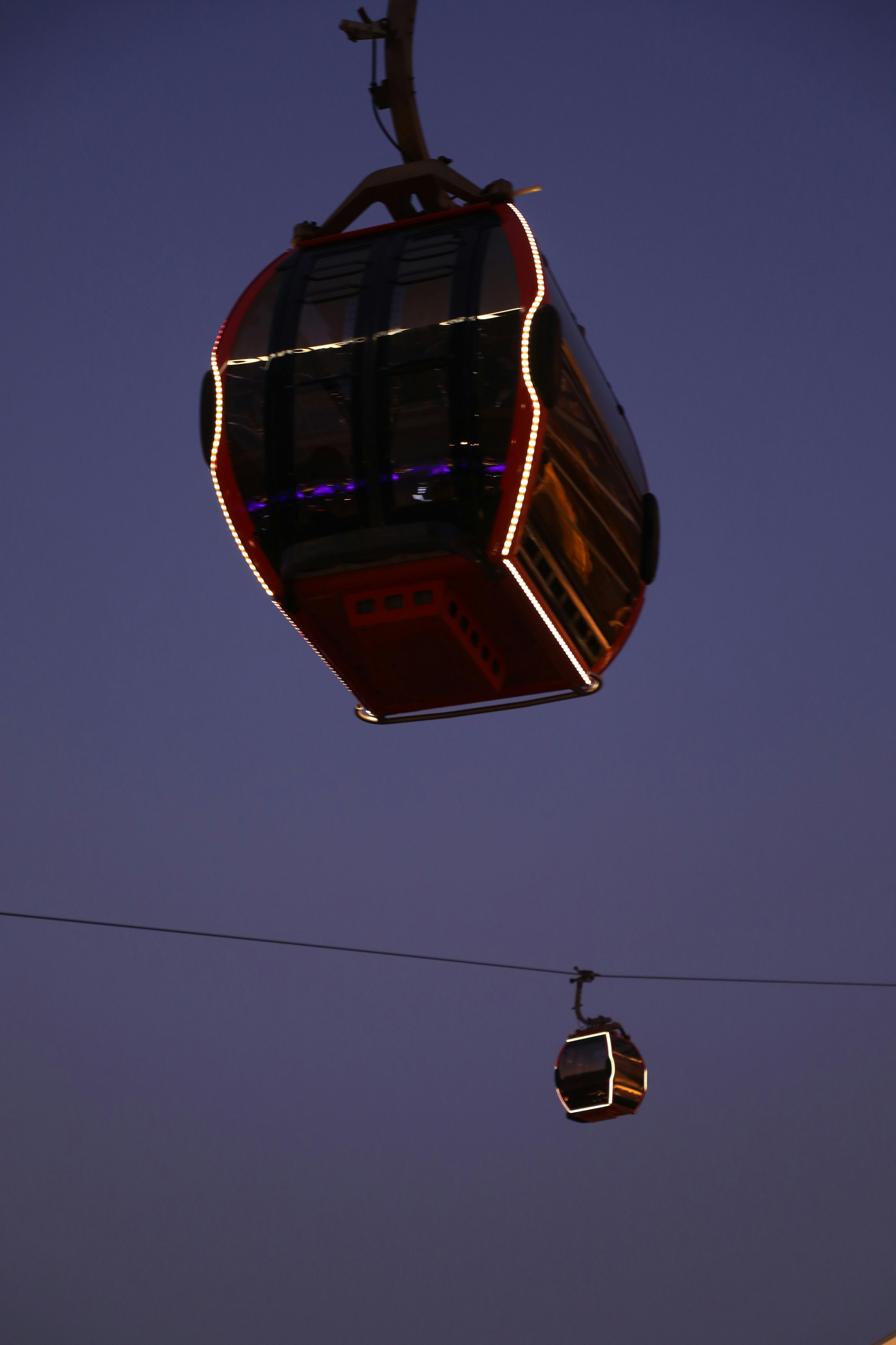 Black and Red Cable Cars · Free Stock Photo
