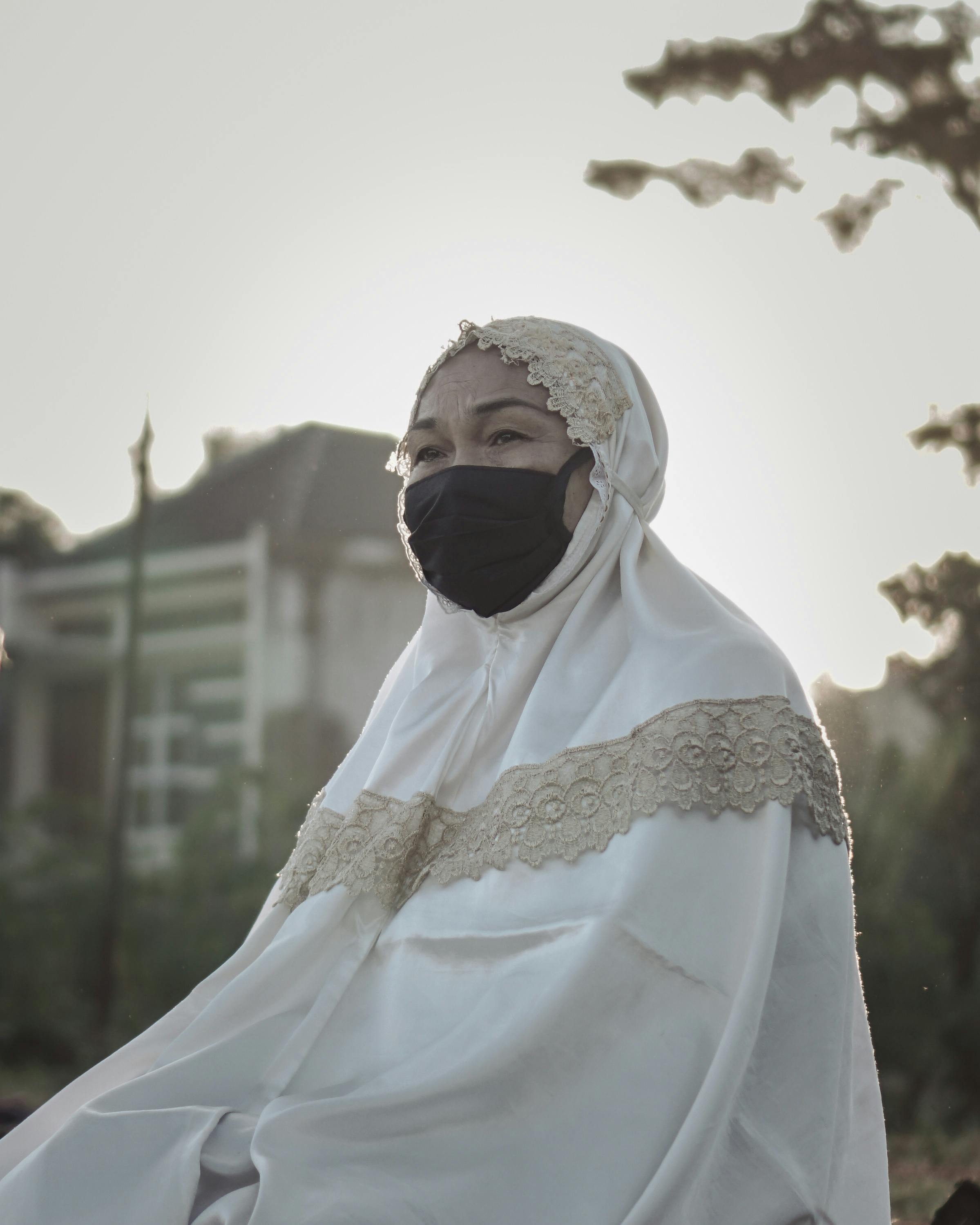 Muslim Thinking Photos, Download The BEST Free Muslim Thinking Stock ...