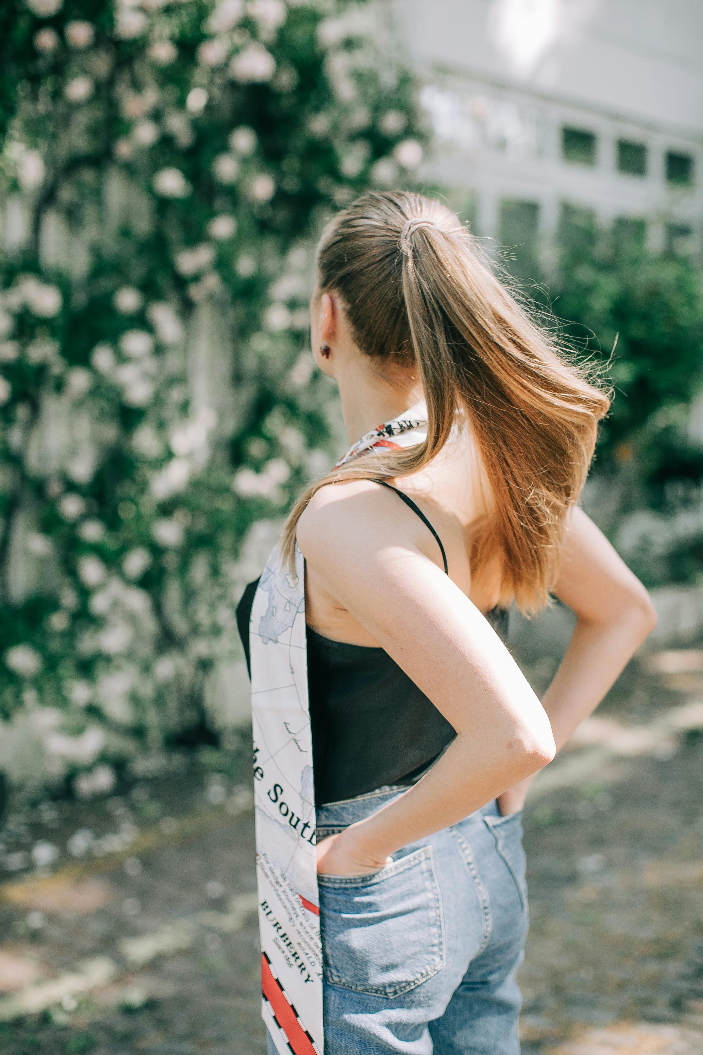 1000+ Beautiful Woman Back Photos Pexels · Free Stock Photos