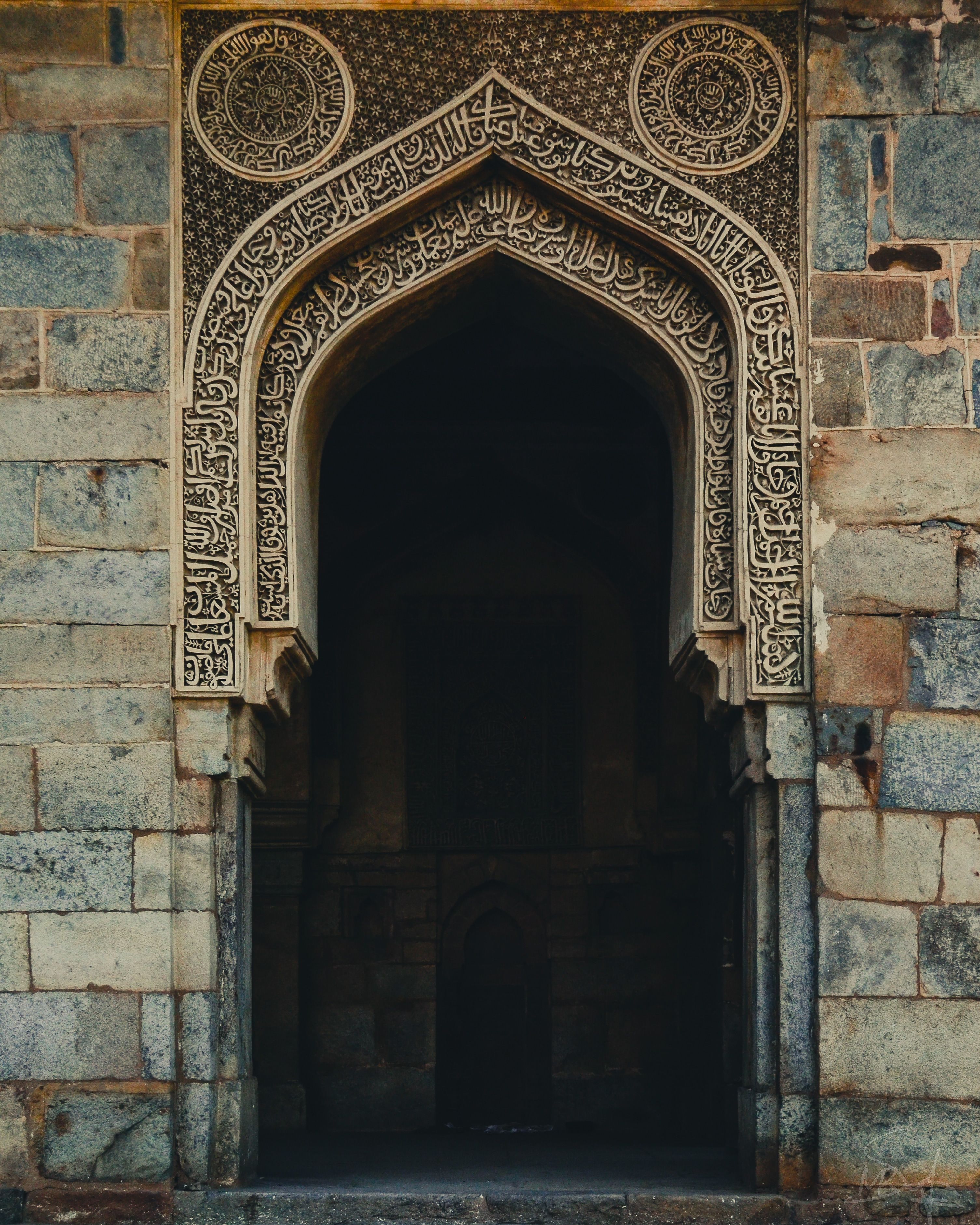 Entrance Gate to Chhota Imambara Monument in India Reflecting in Water ...