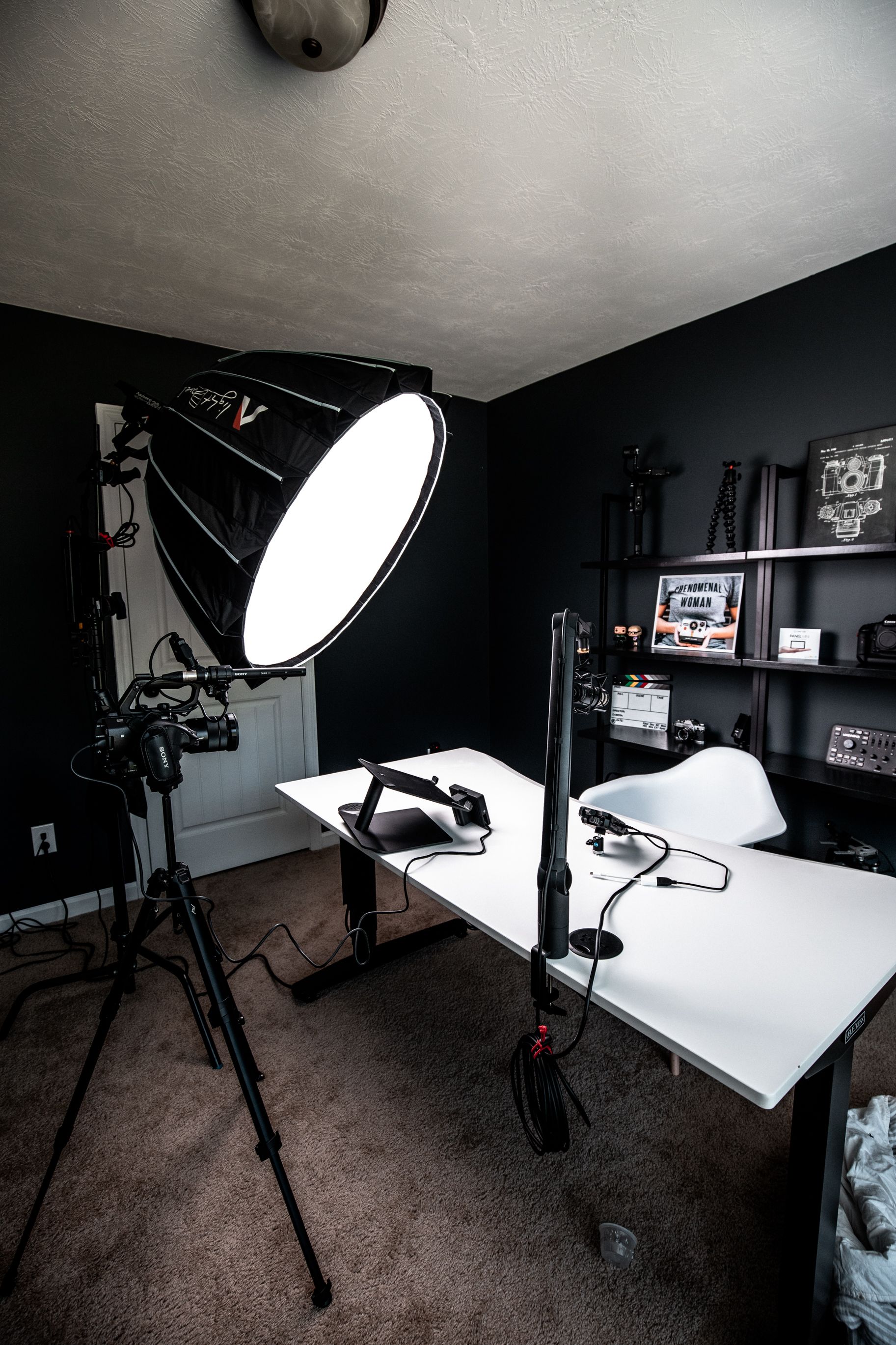 Professional lamp over white desk · Free Stock Photo