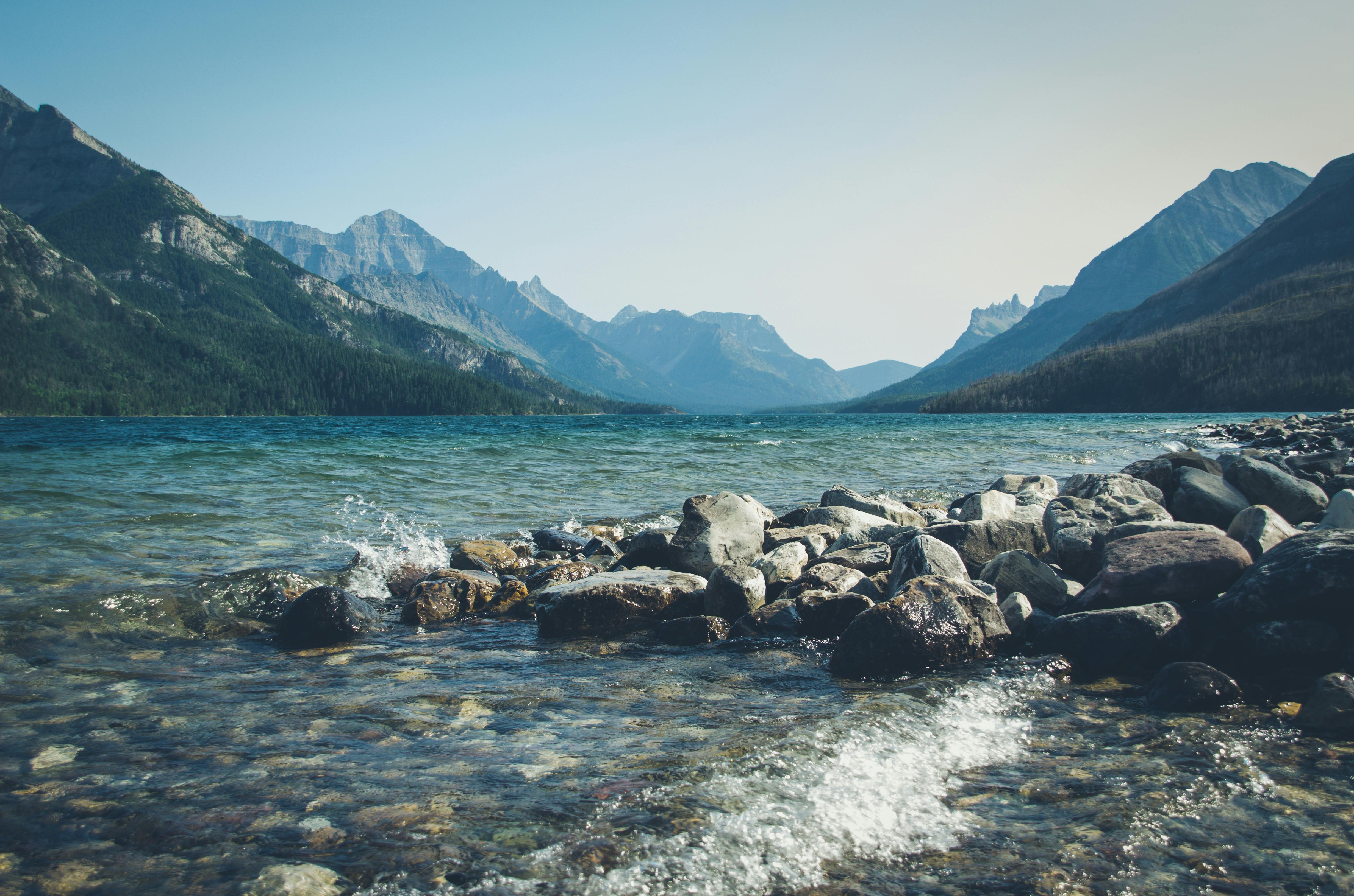 Rocky River Between Mountains · Free Stock Photo