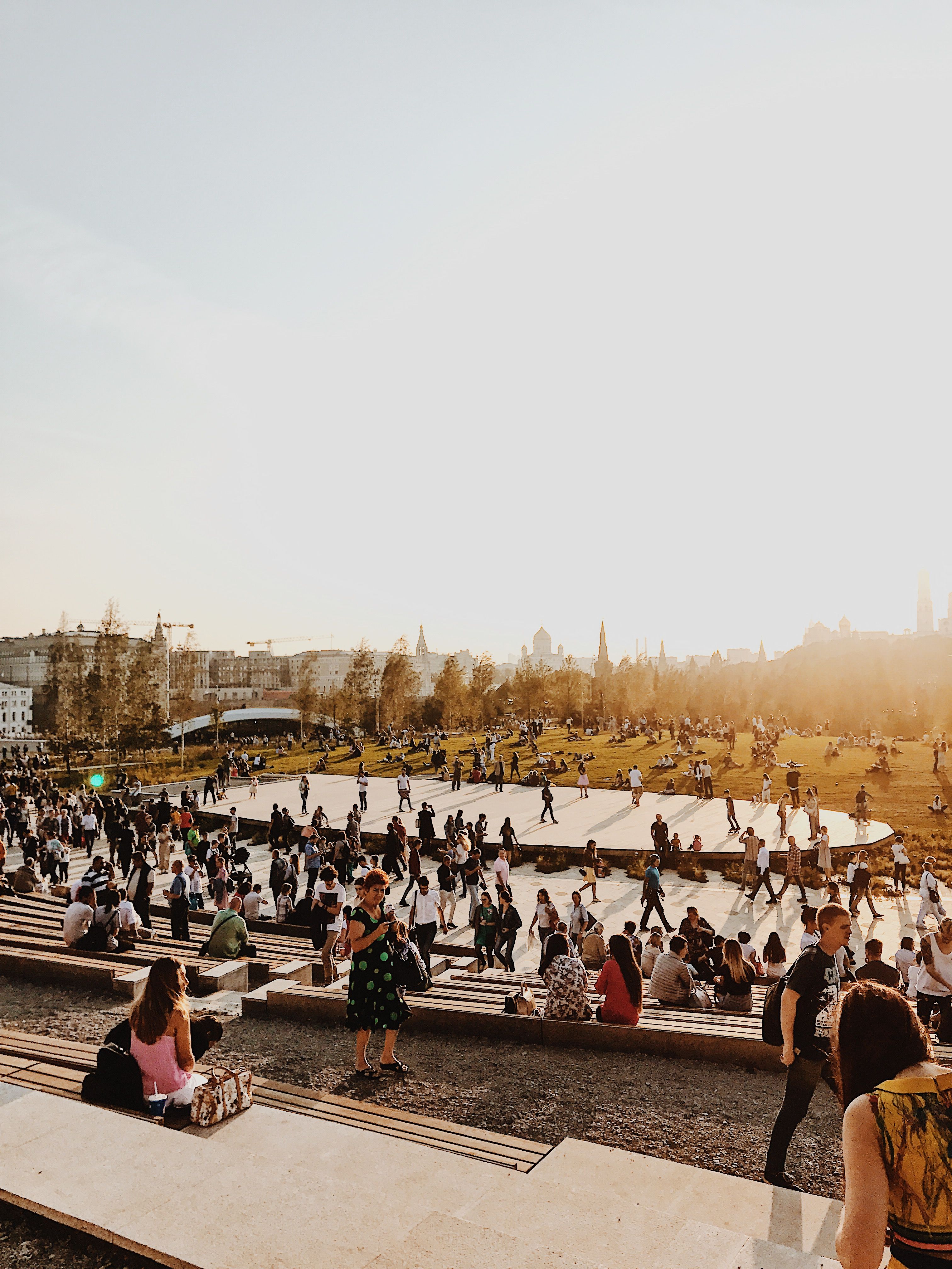 Public Park People Photos, Download The BEST Free Public Park People ...