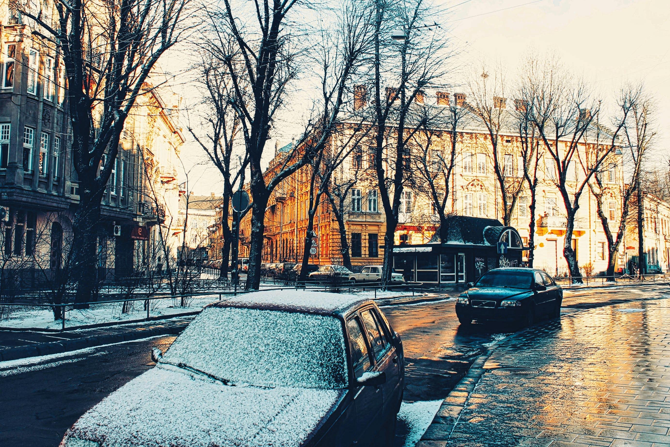 Police Car Parked outside a House · Free Stock Photo