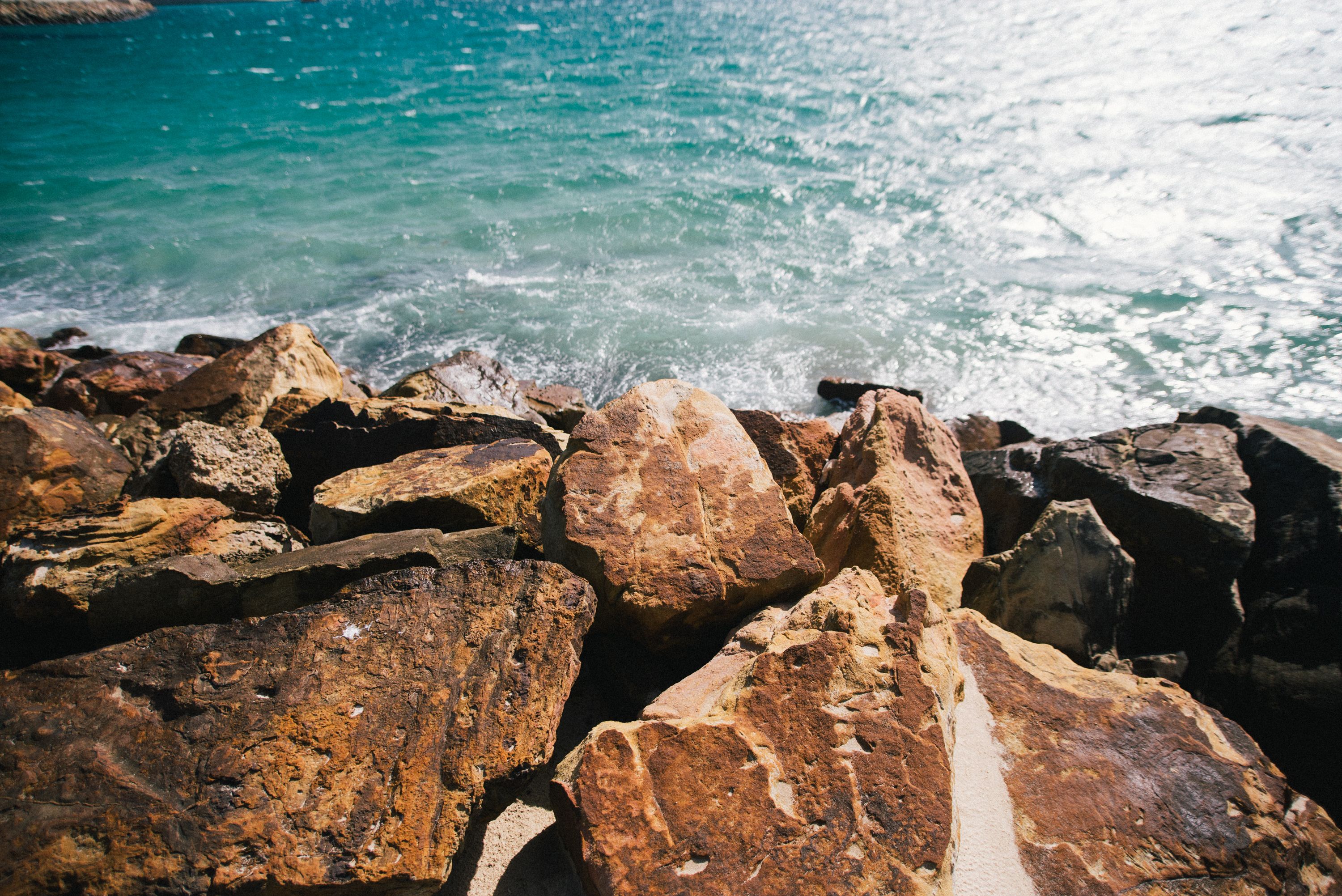 Stones With Wave Carvings Photos, Download The BEST Free Stones With ...