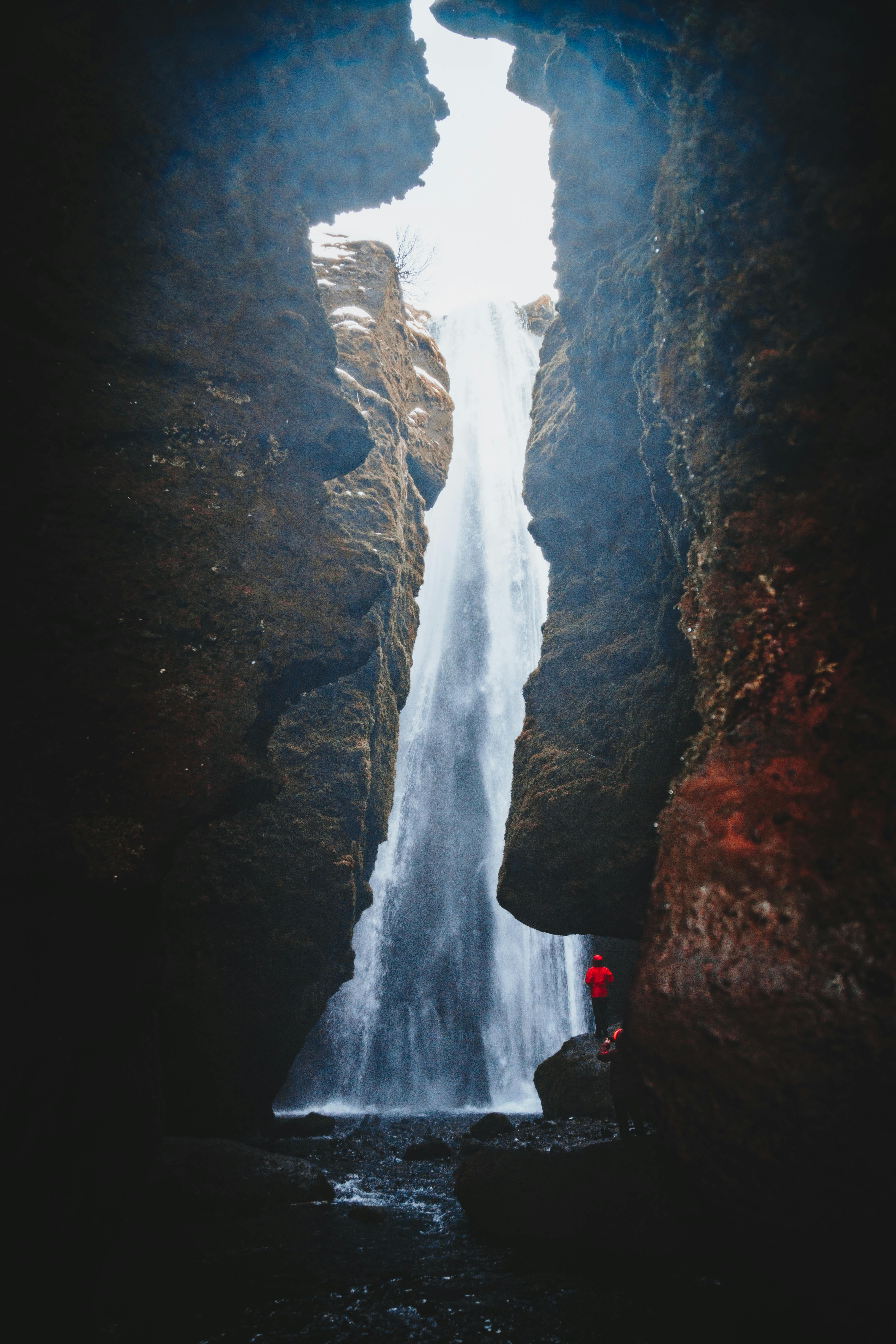 Gorgeous huge waterfall in ravine · Free Stock Photo