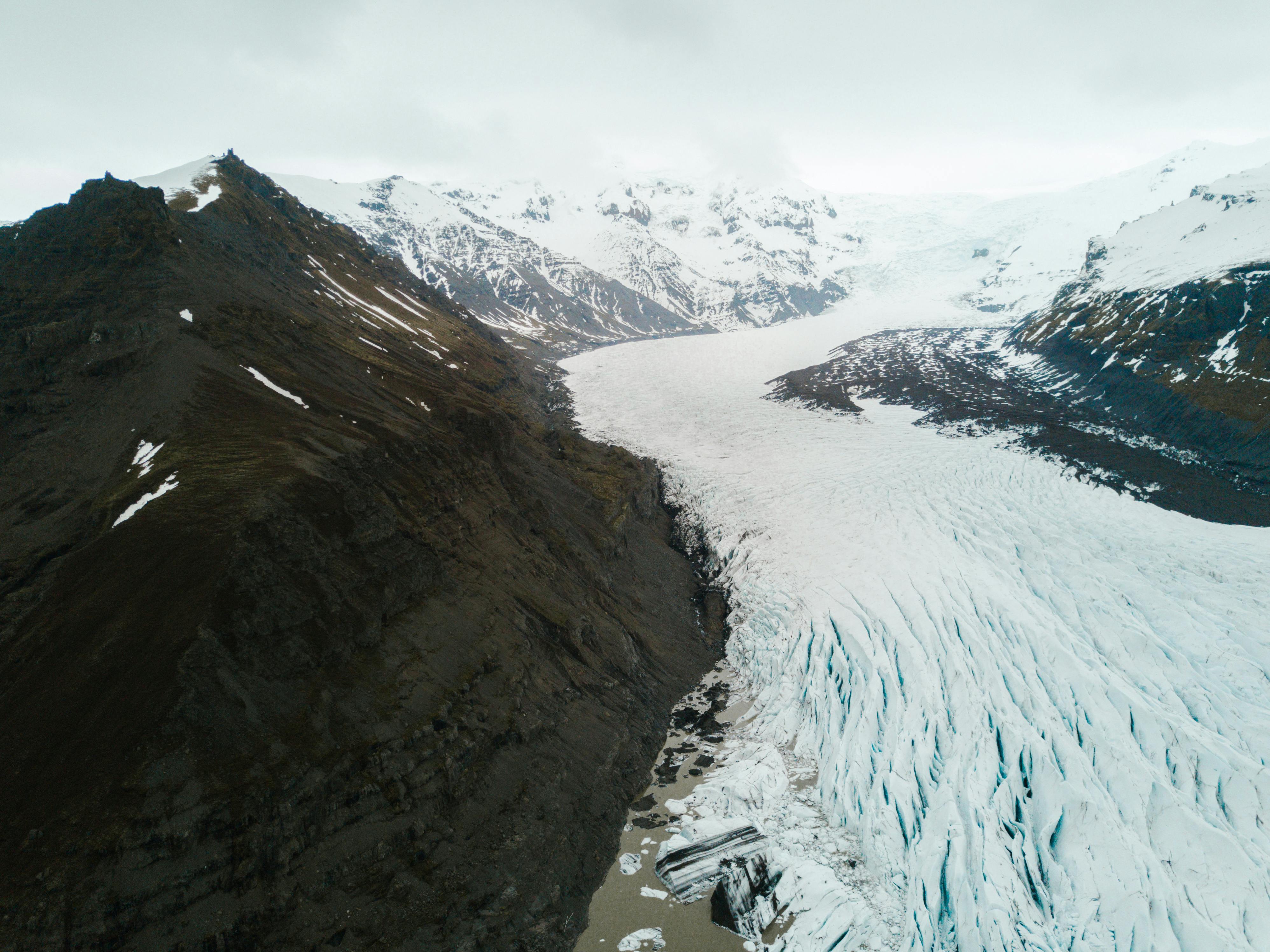 Glacier Land and Mountains · Free Stock Photo