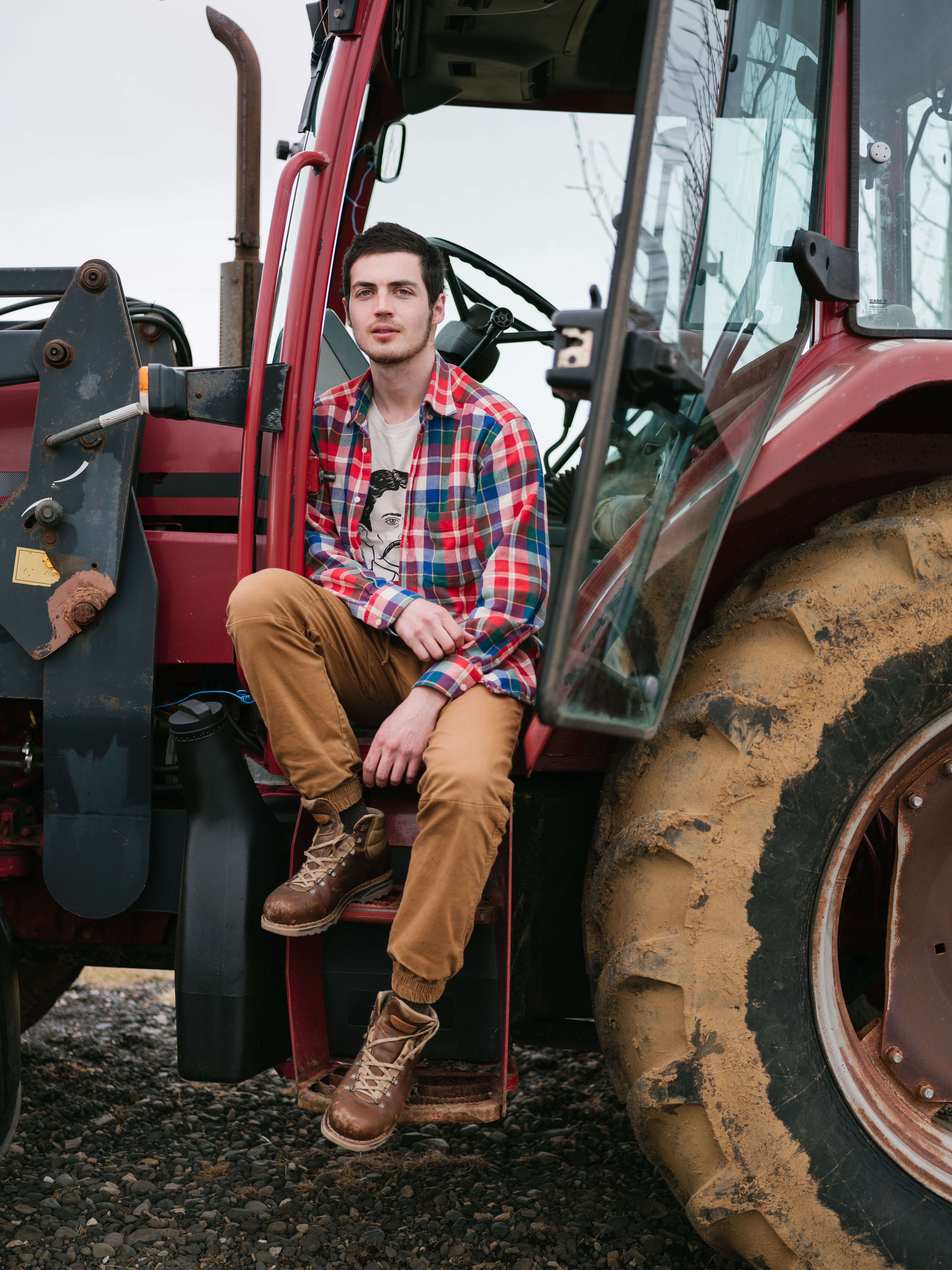 Man in Tractor · Free Stock Photo
