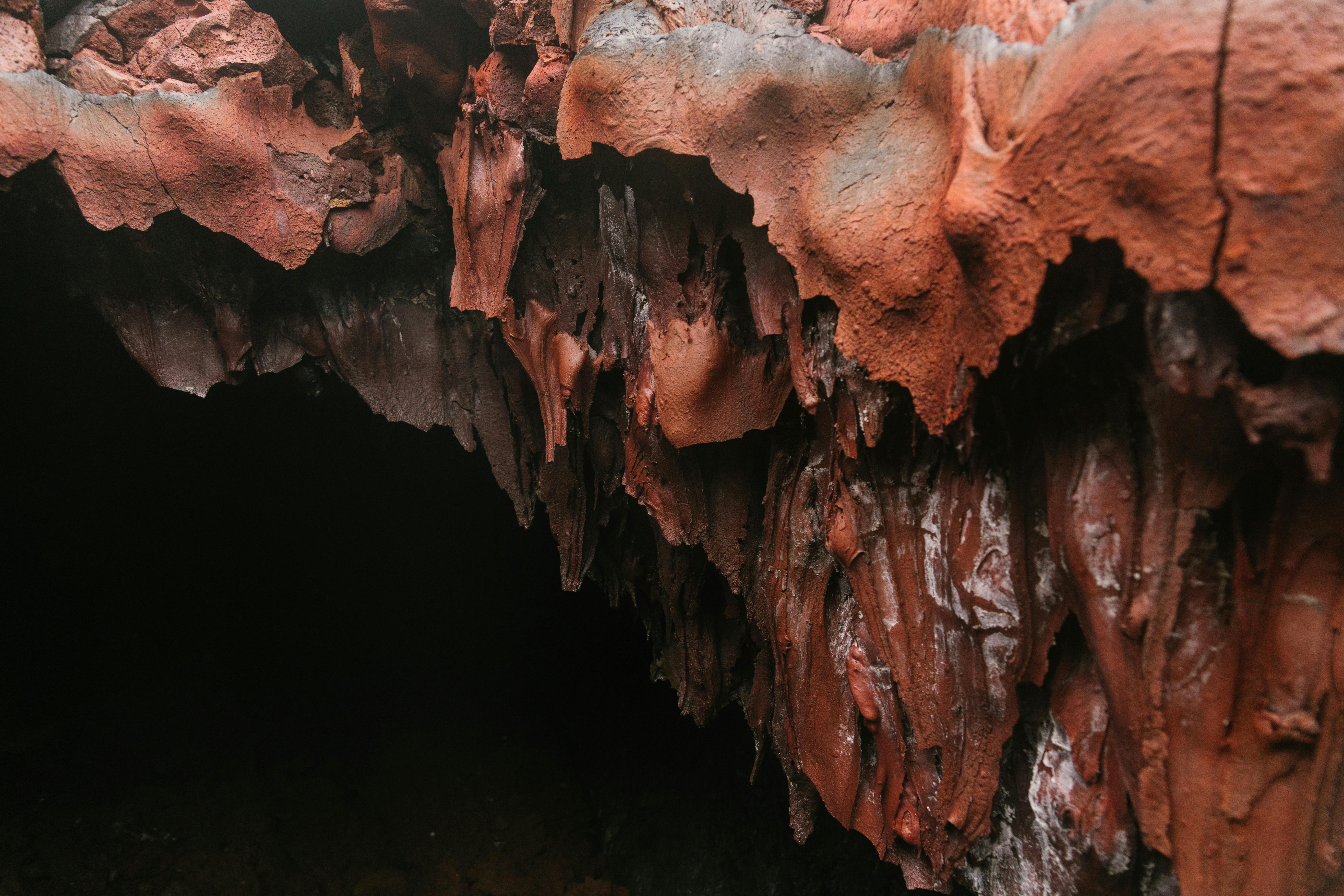 Close up of Rocks in Cave · Free Stock Photo