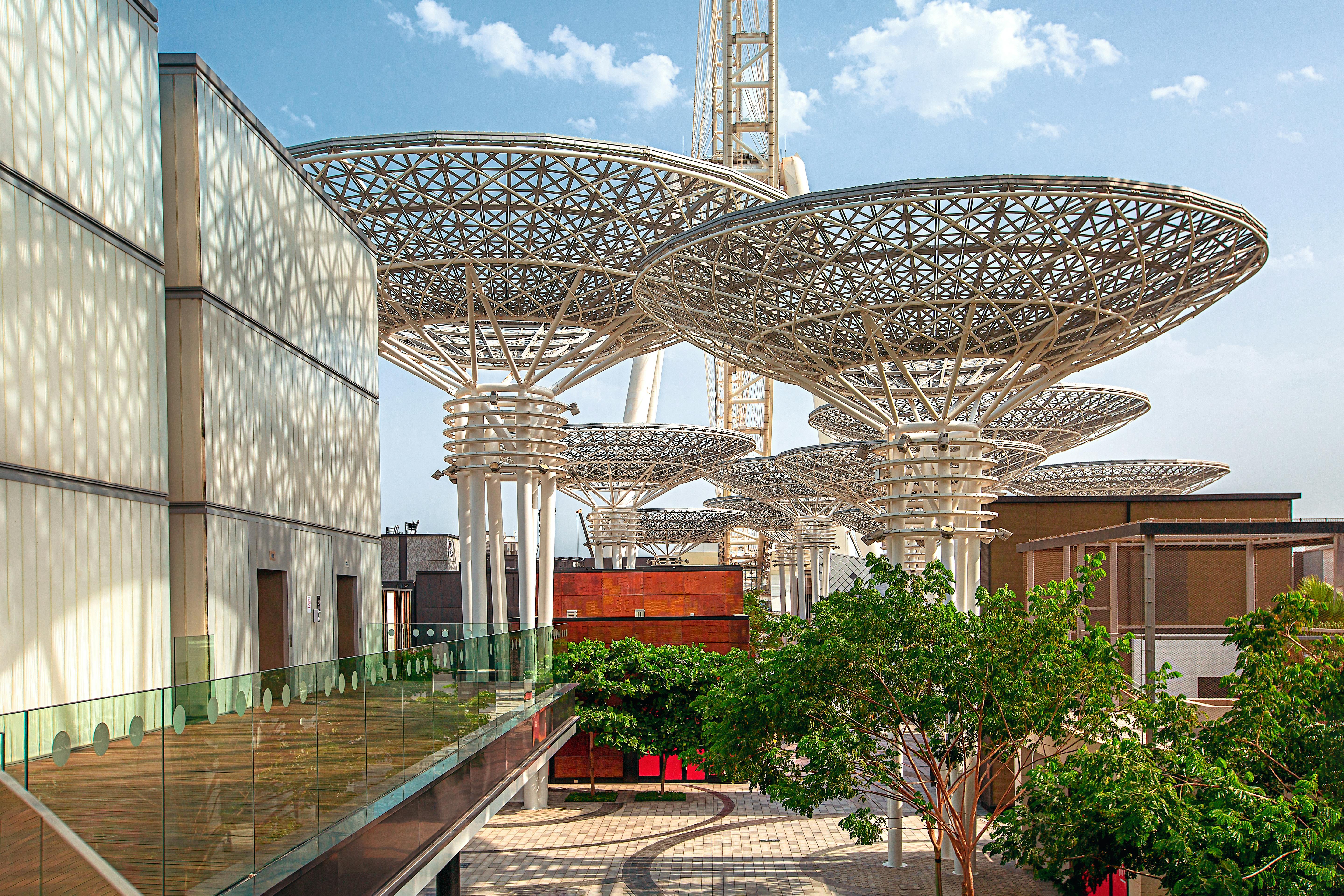 Openwork Structures at Bluewaters Island in Dubai, UAE · Free Stock Photo