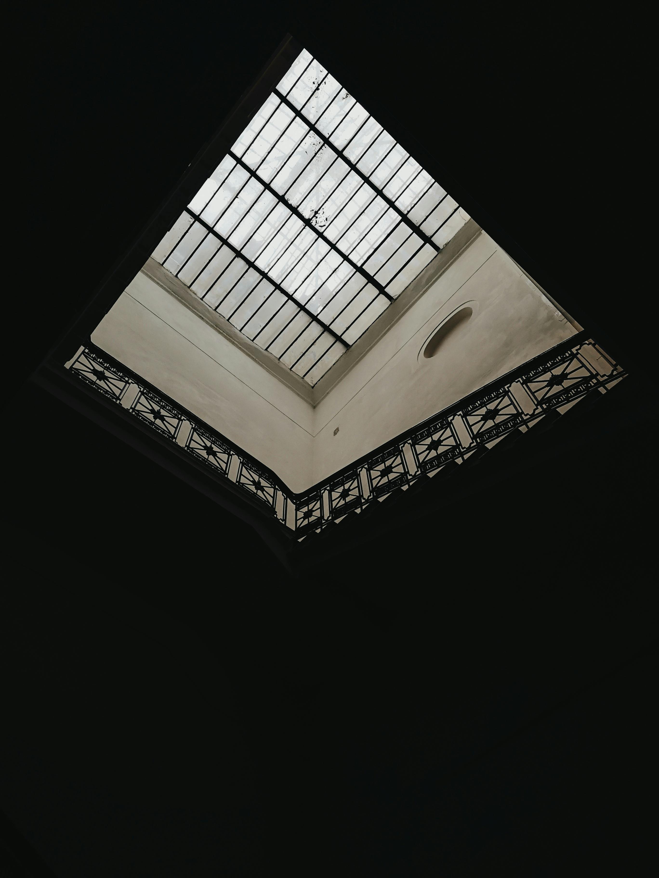 Ceiling Painter Photos, Download The BEST Free Ceiling Painter Stock ...