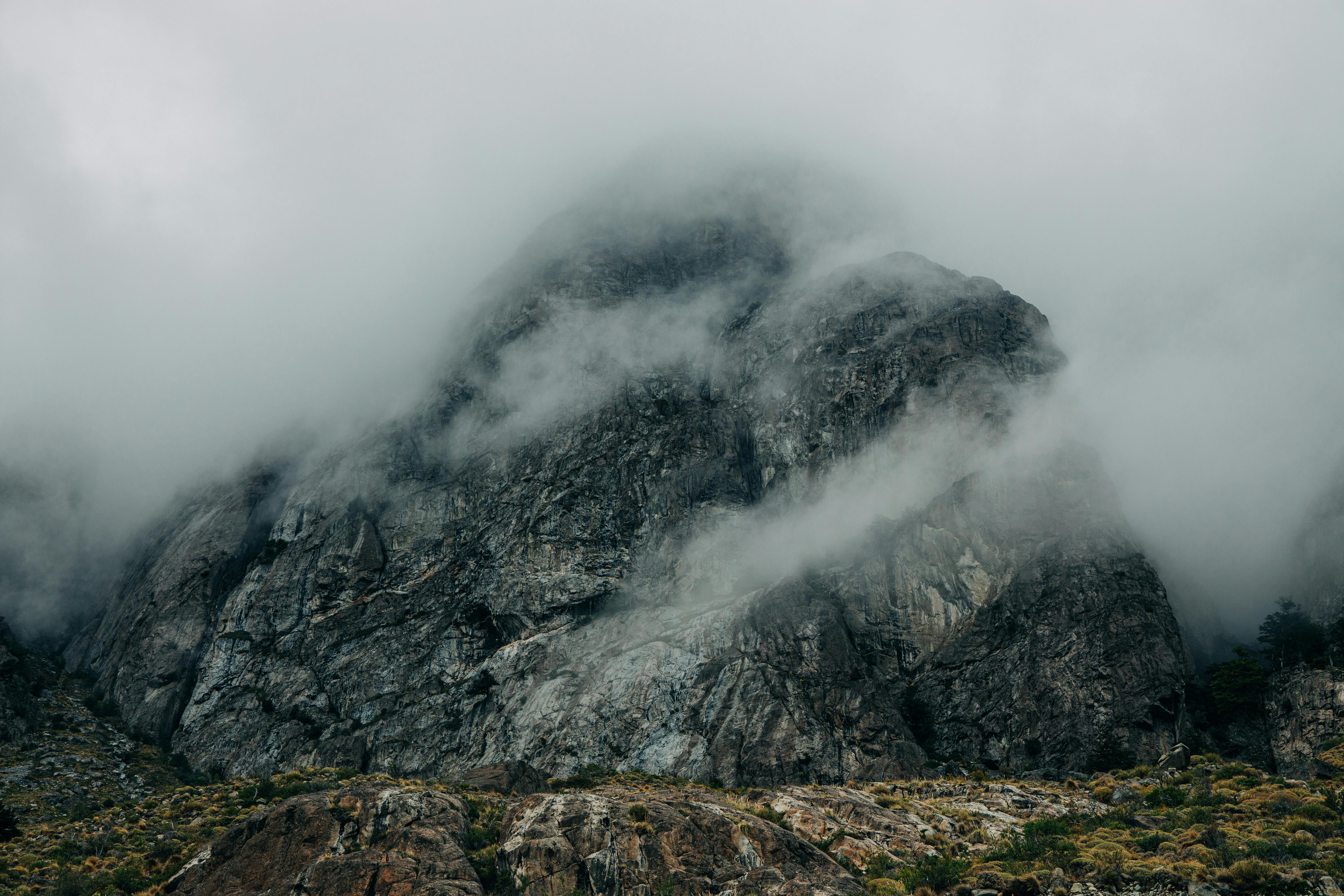 Fog in Mountains · Free Stock Photo