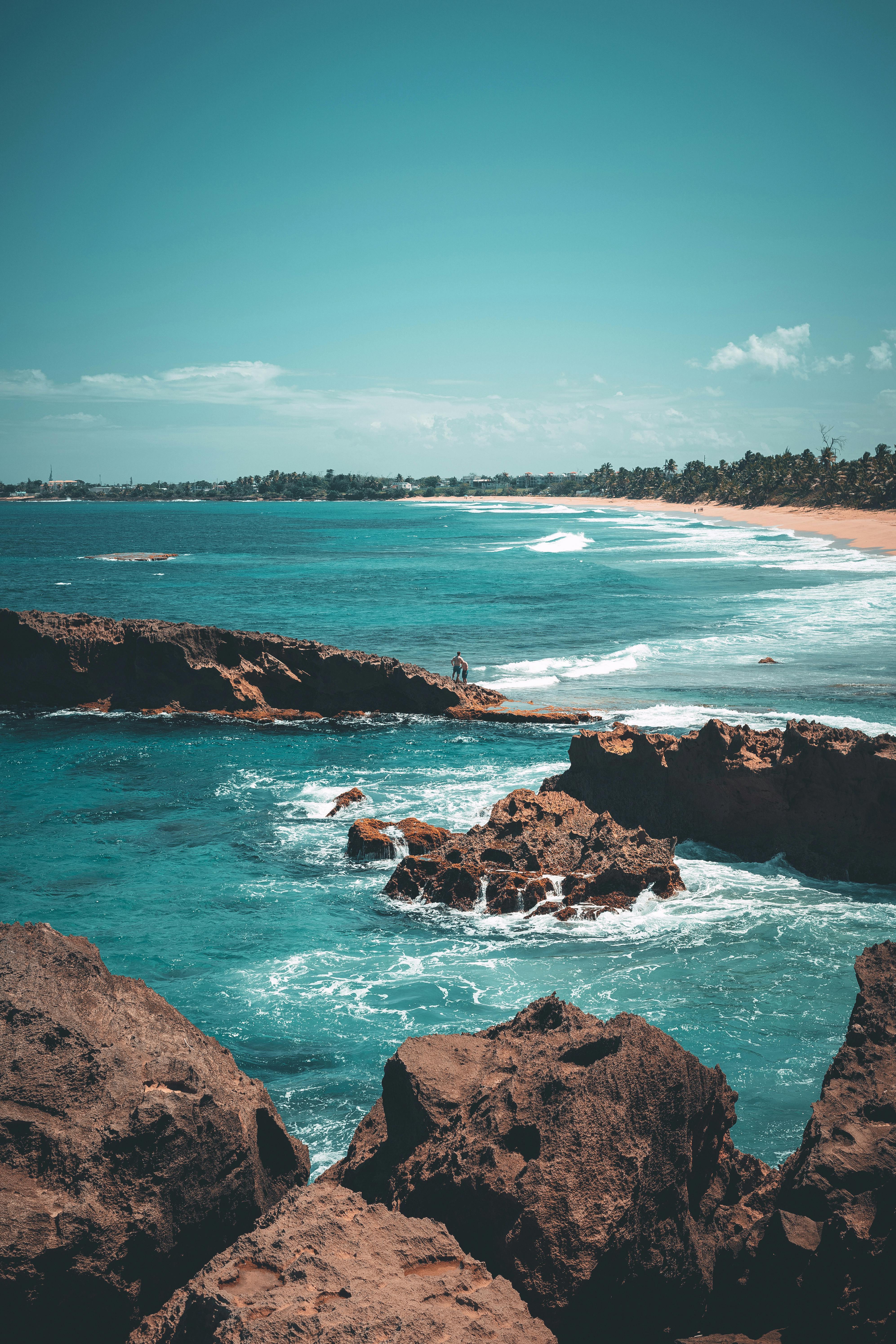 Rocks Formation on the Seashore · Free Stock Photo