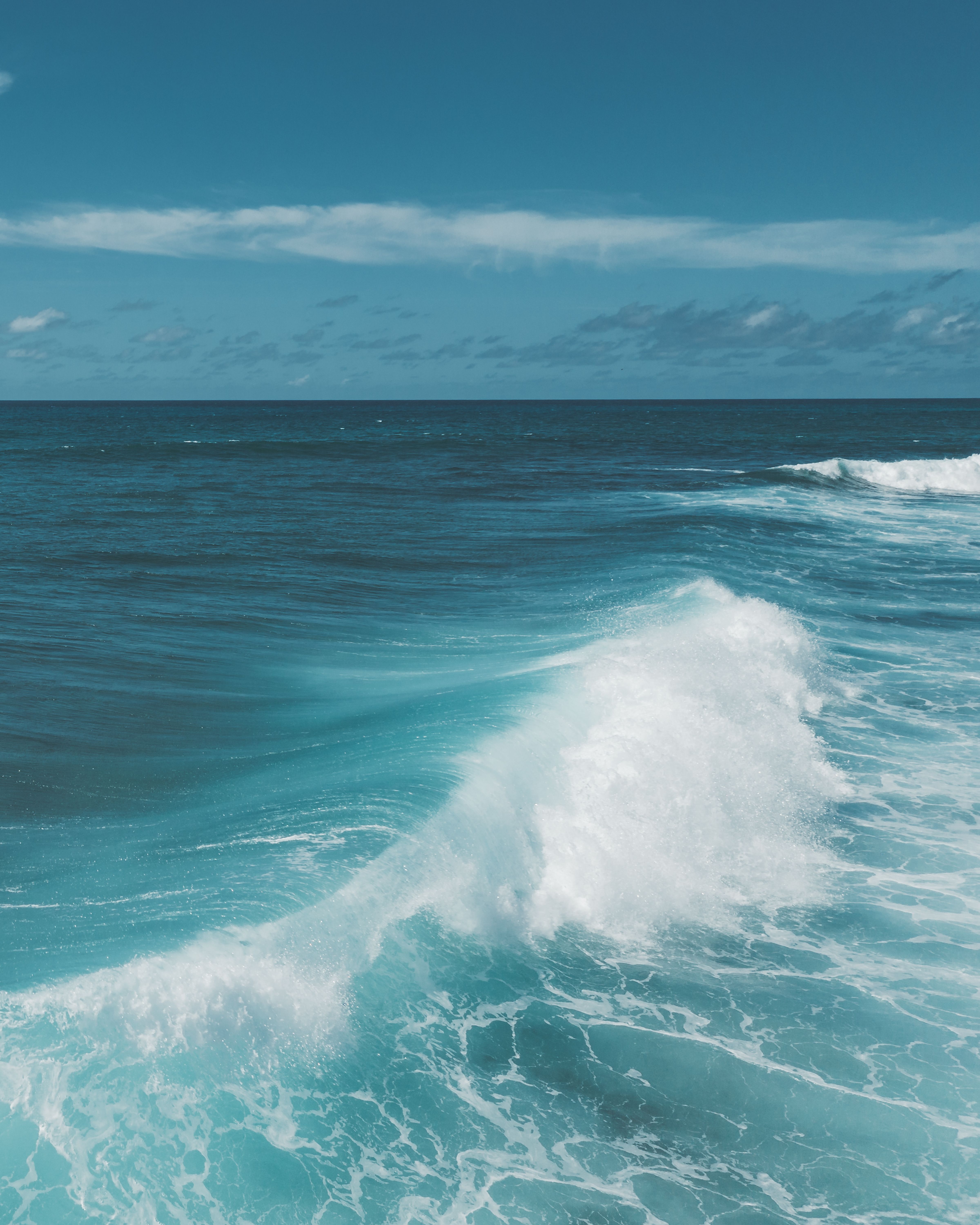 Ocean Waves Under Blue Sky · Free Stock Photo