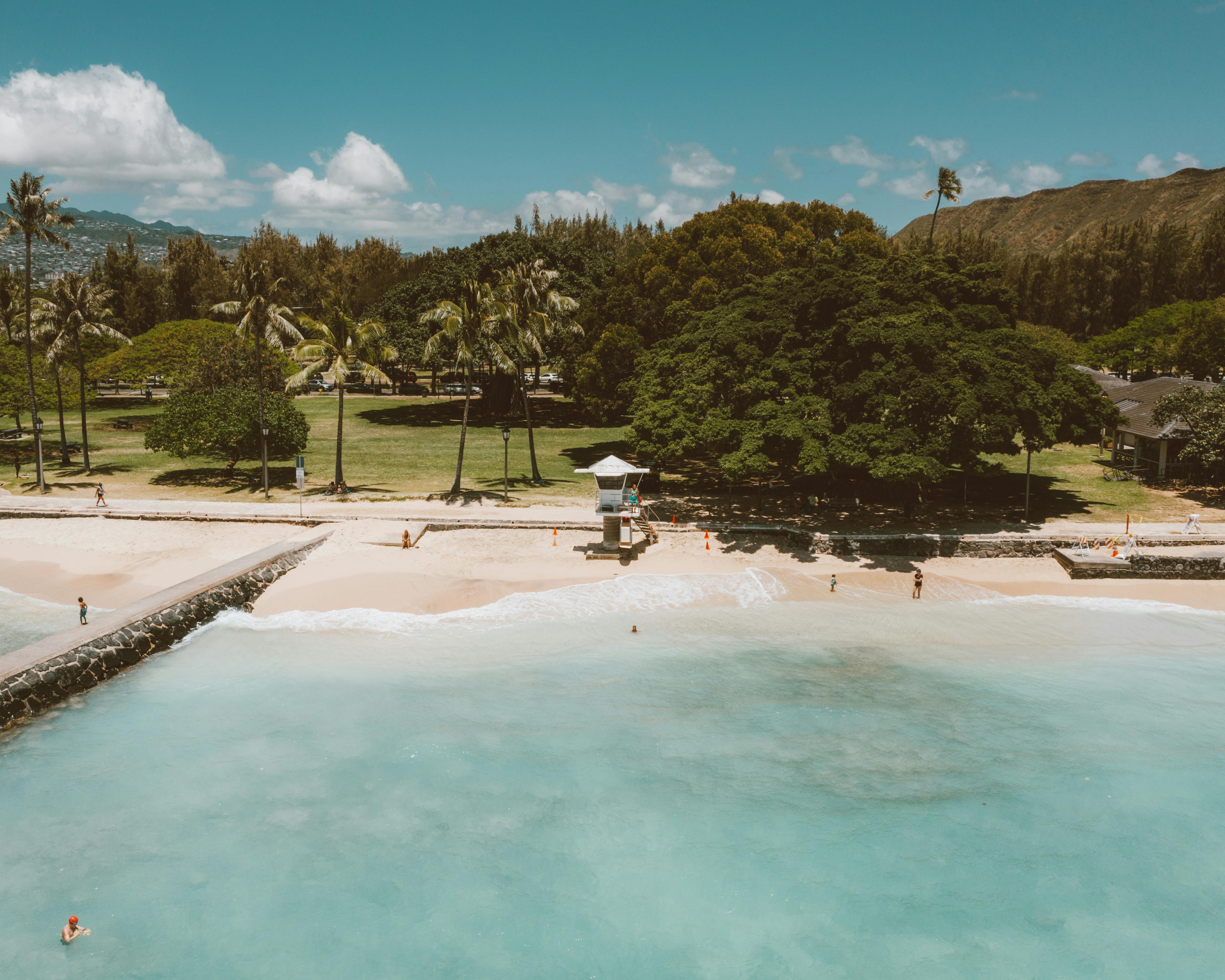 Sea Water forming Seafoams · Free Stock Photo