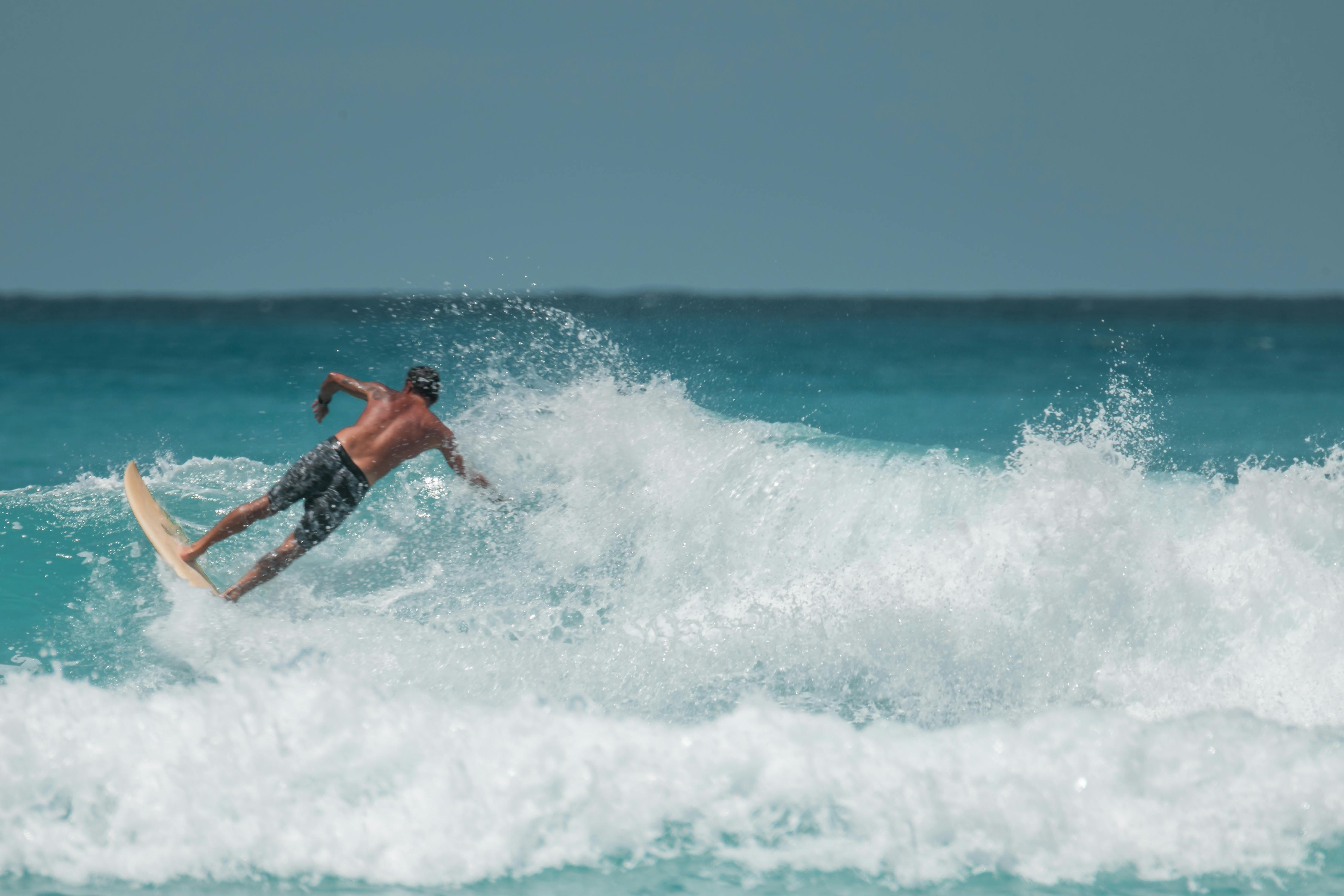 20,000+ Best Big Waves Photos · 100% Free Download · Pexels Stock Photos