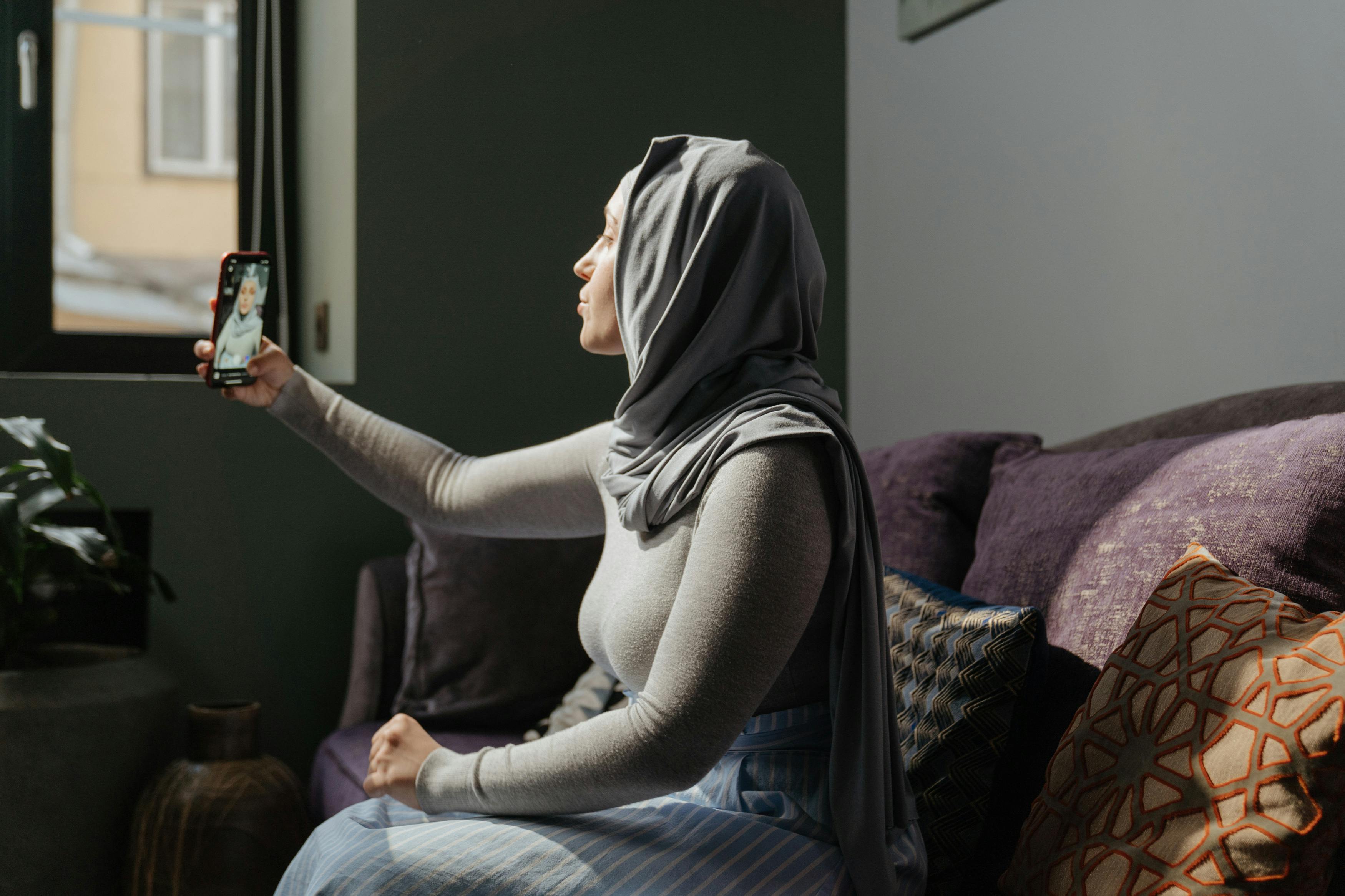 Muslim Living Photos, Download The BEST Free Muslim Living Stock Photos ...