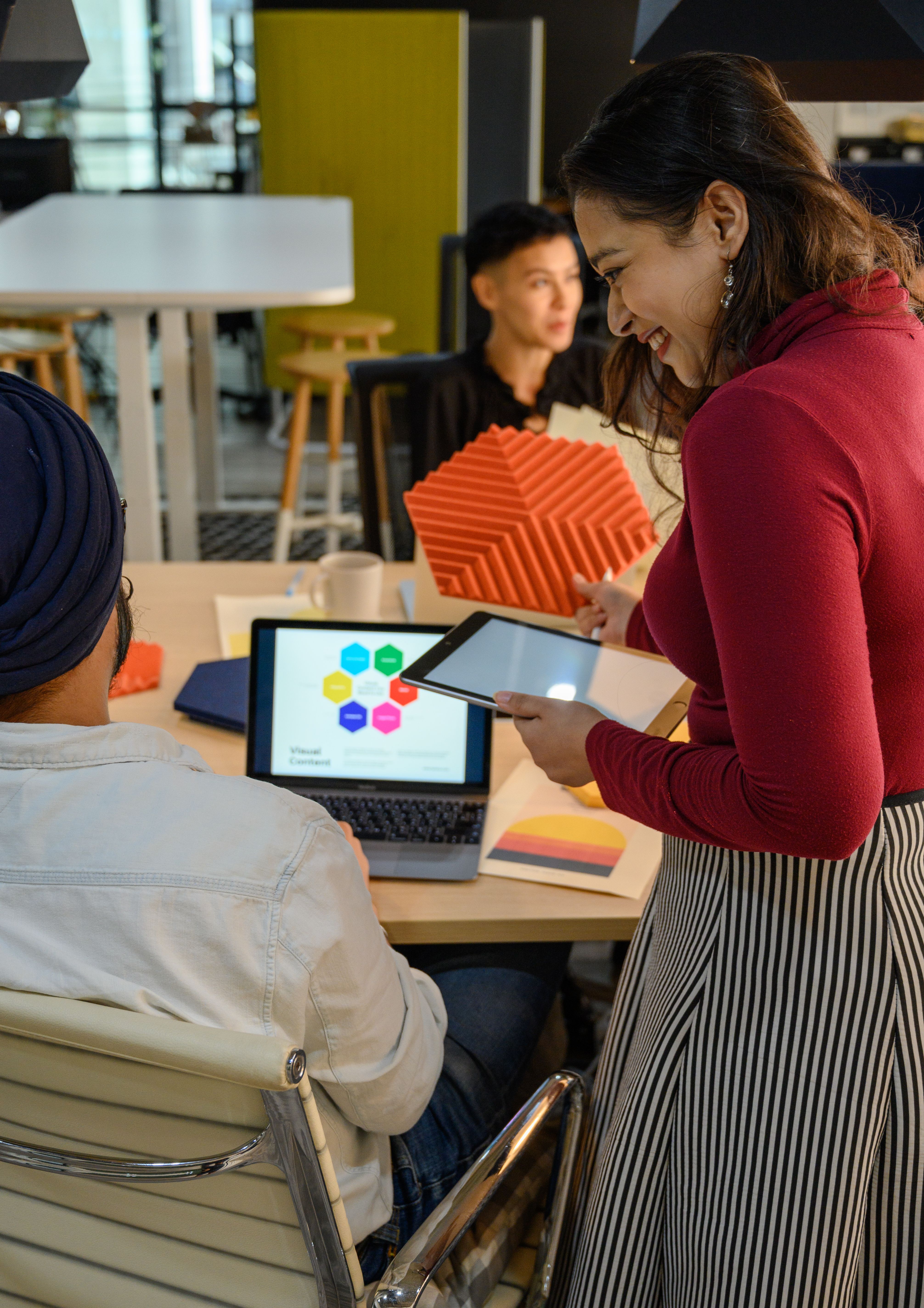 People at Work · Free Stock Photo