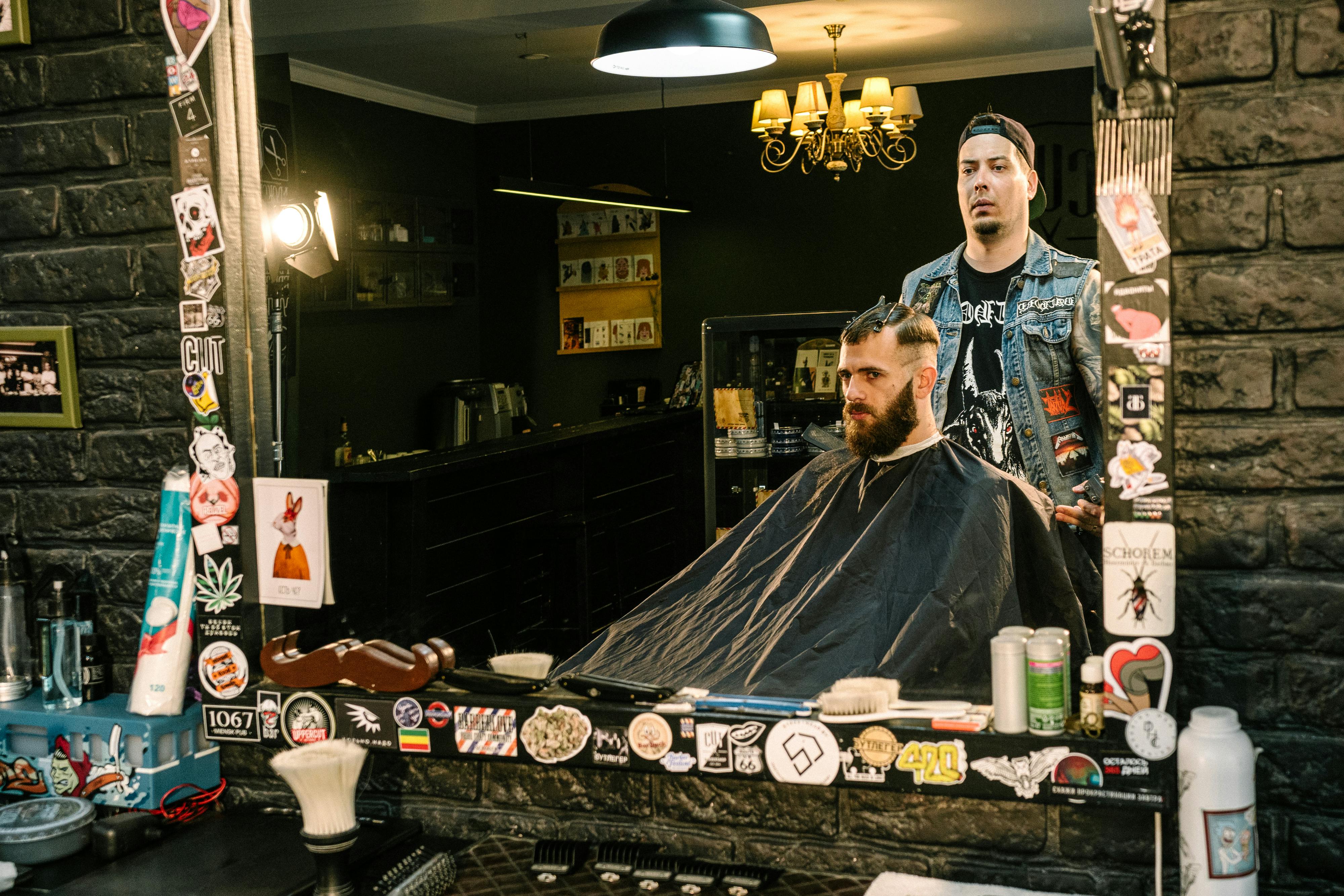 Customer and Barber in Mirror · Free Stock Photo