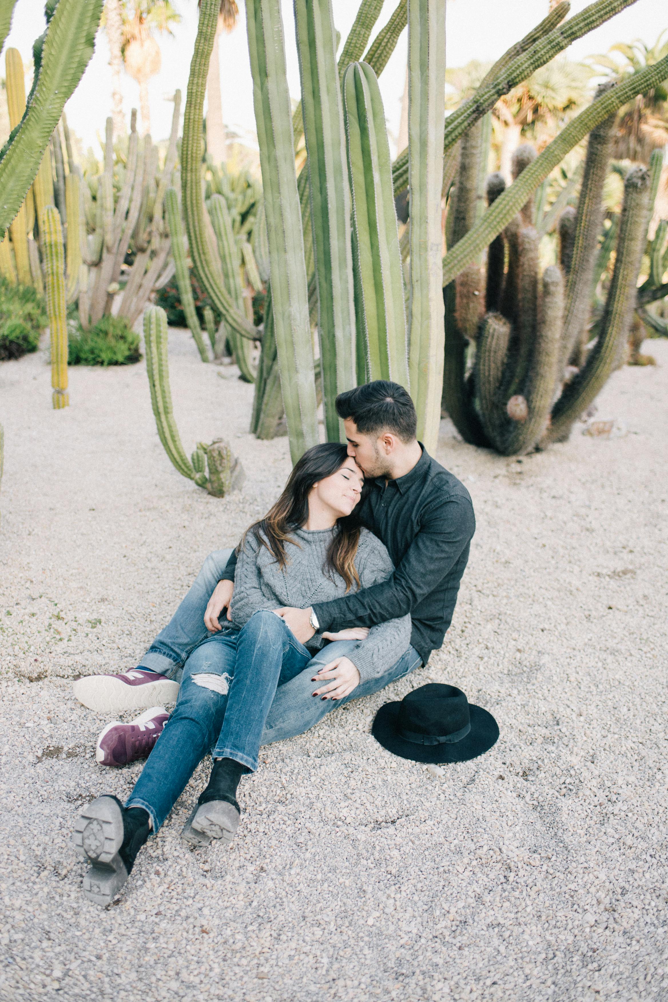 Couple Falling On The Ground Photos, Download The BEST Free Couple ...