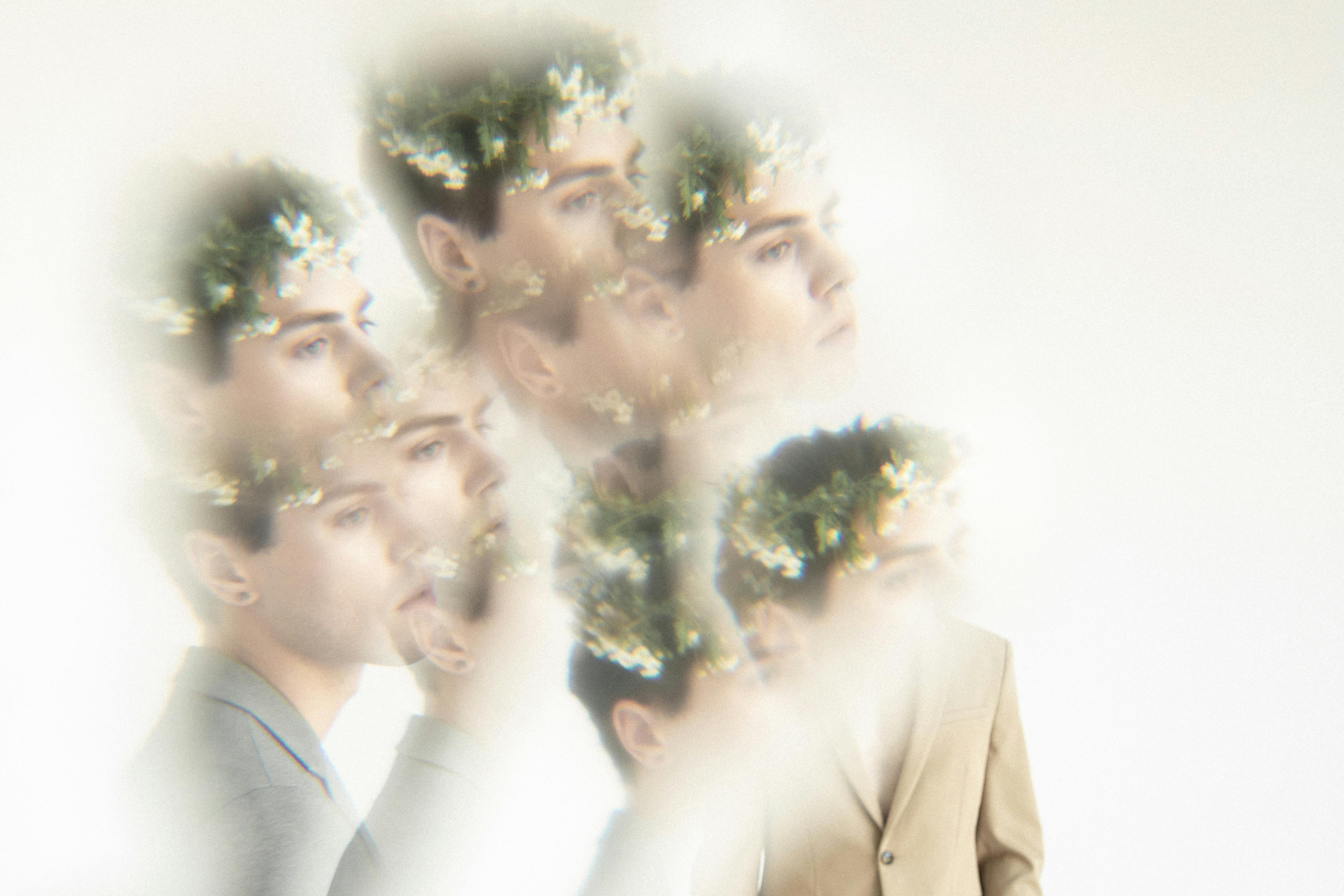 Mirror Effect Photos, Download The BEST Free Mirror Effect Stock Photos ...