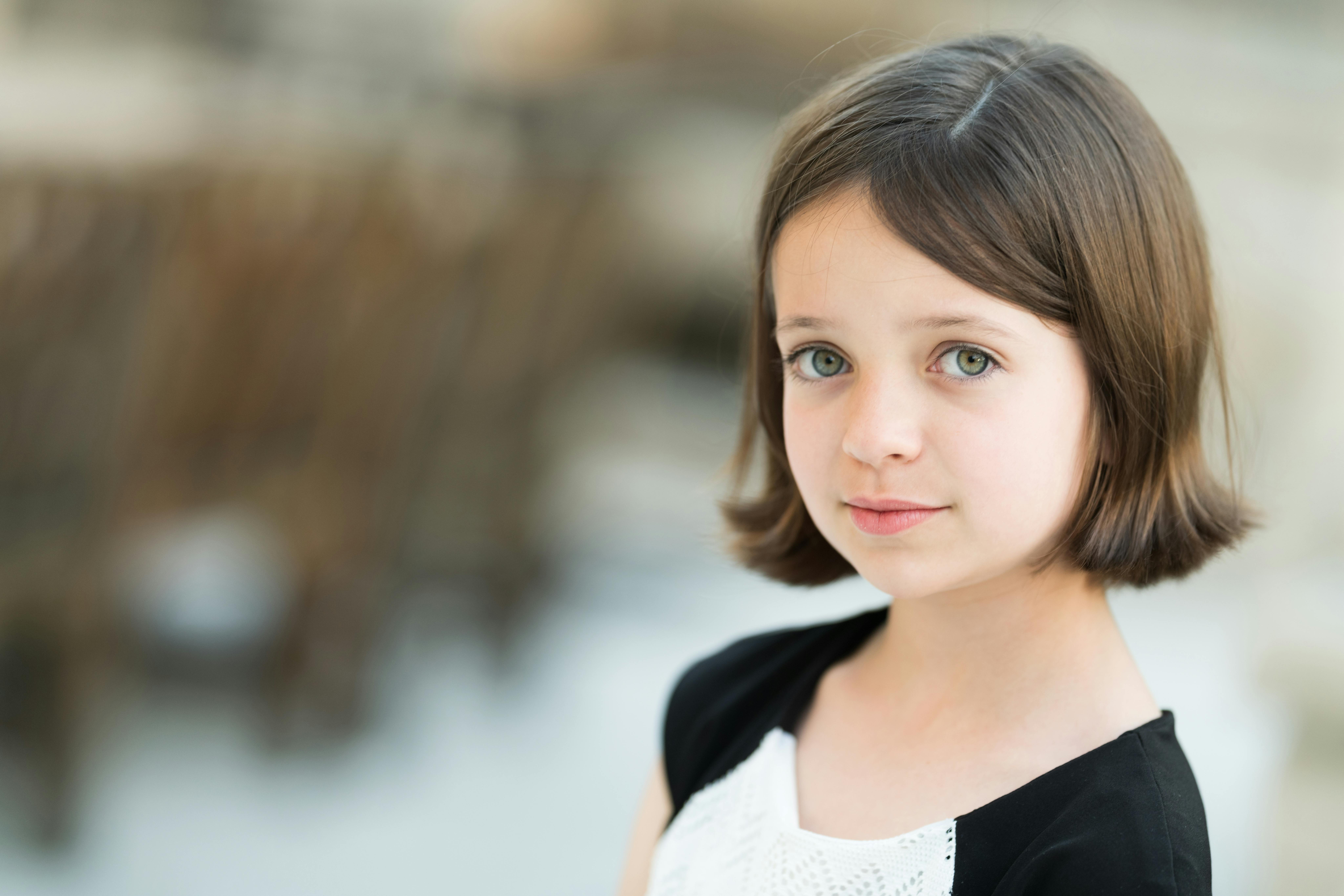 Portrait Younger Girl Stand Up Photos, Download The BEST Free Portrait ...