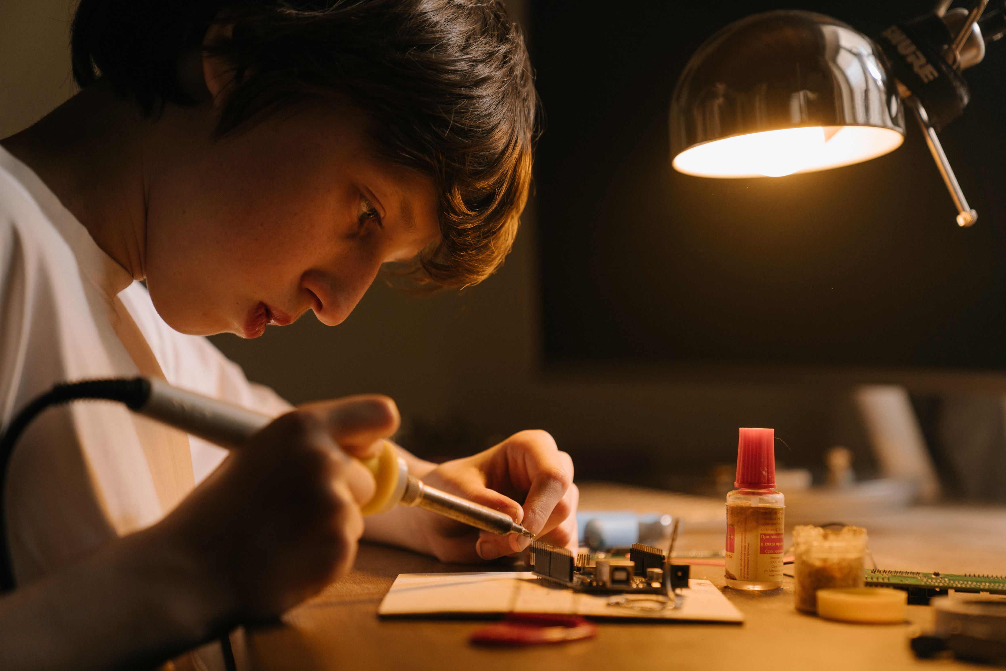 Solder Photos, Download The BEST Free Solder Stock Photos & HD Images
