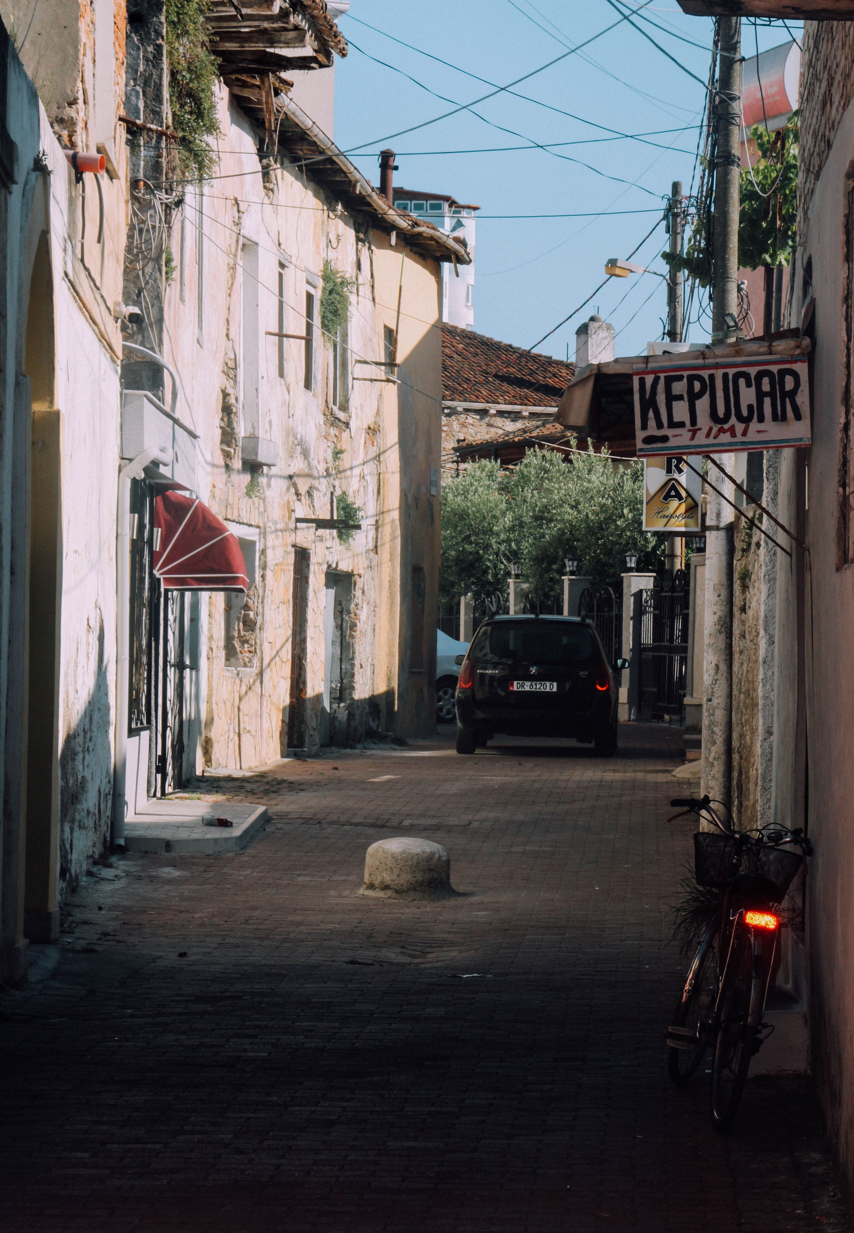 Narrow Sidewalk in Nordic Style Neighbourhood · Free Stock Photo