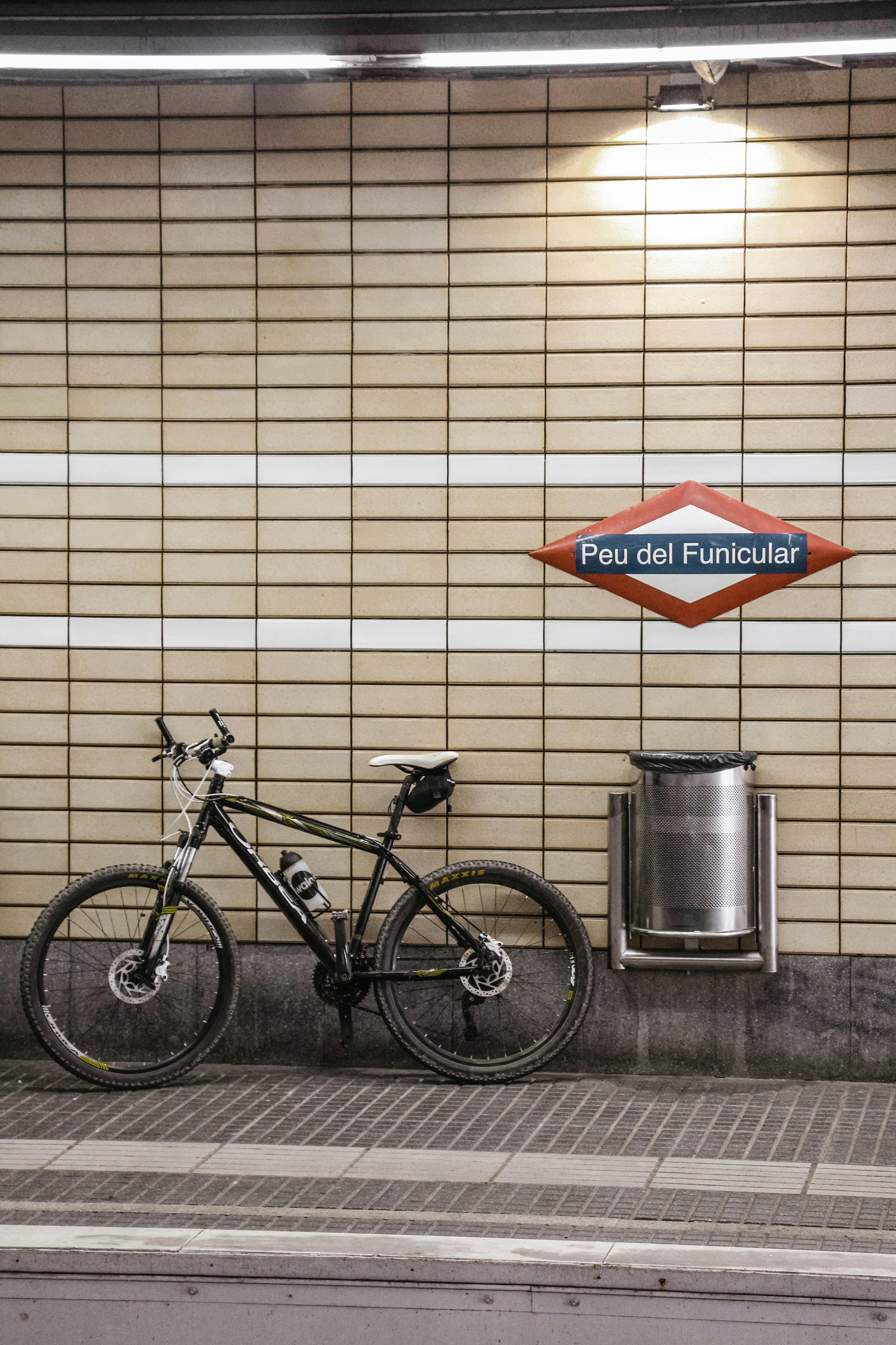 Bike Rack Indoors Photos, Download The BEST Free Bike Rack Indoors ...