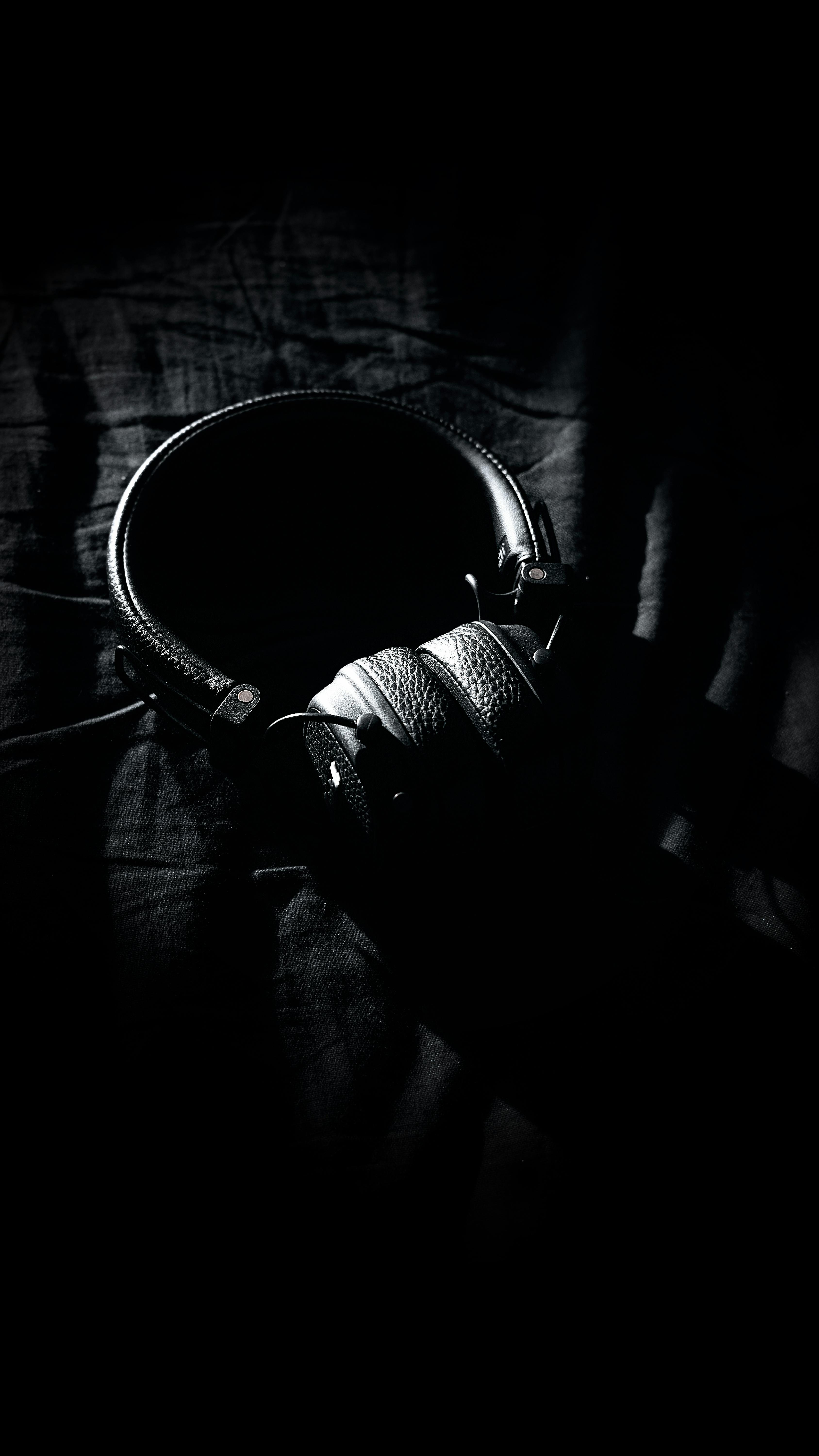 Headphones Radio Photos, Download The BEST Free Headphones Radio Stock ...