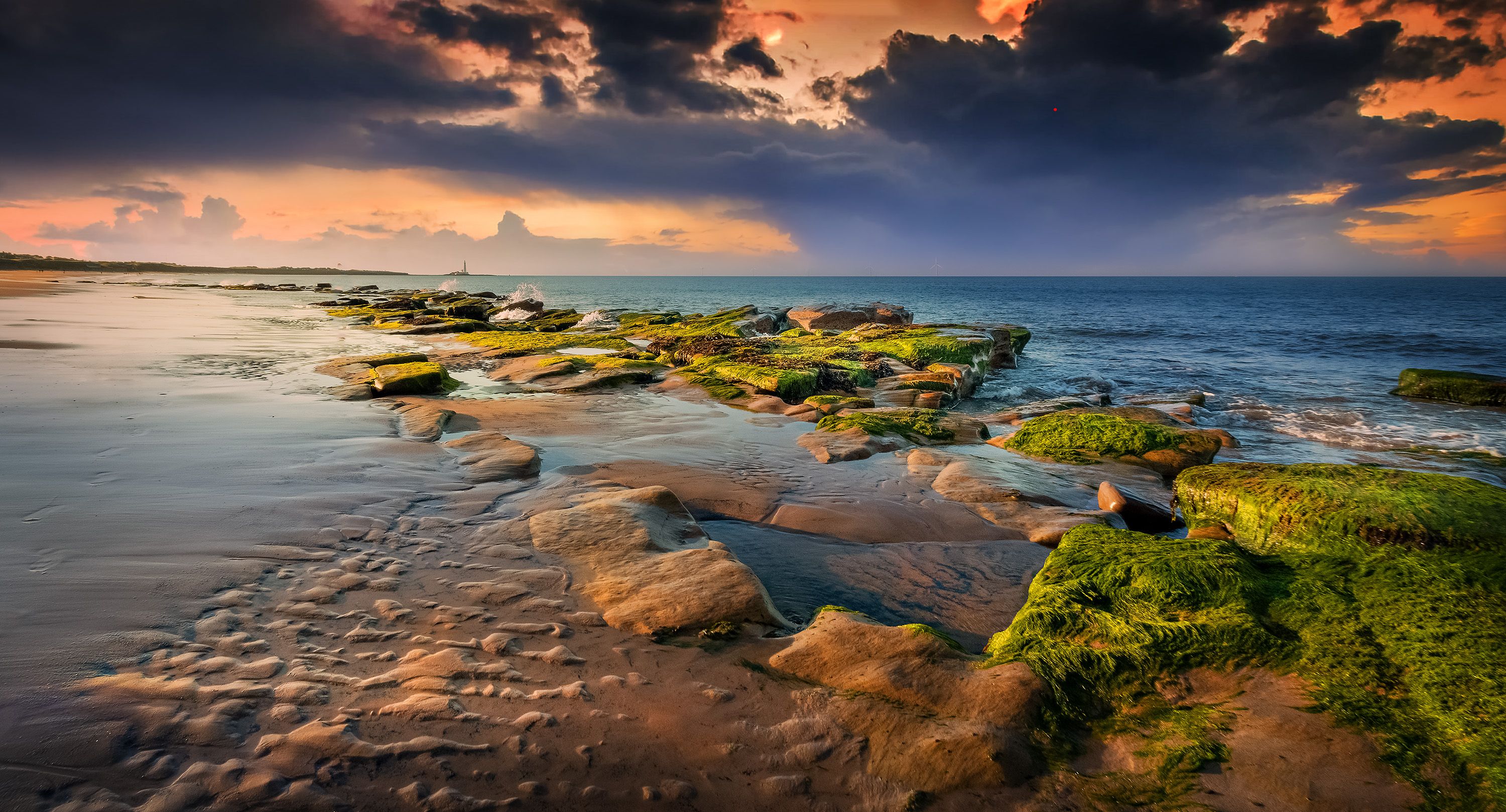 Dramatic Sky over Sea · Free Stock Photo