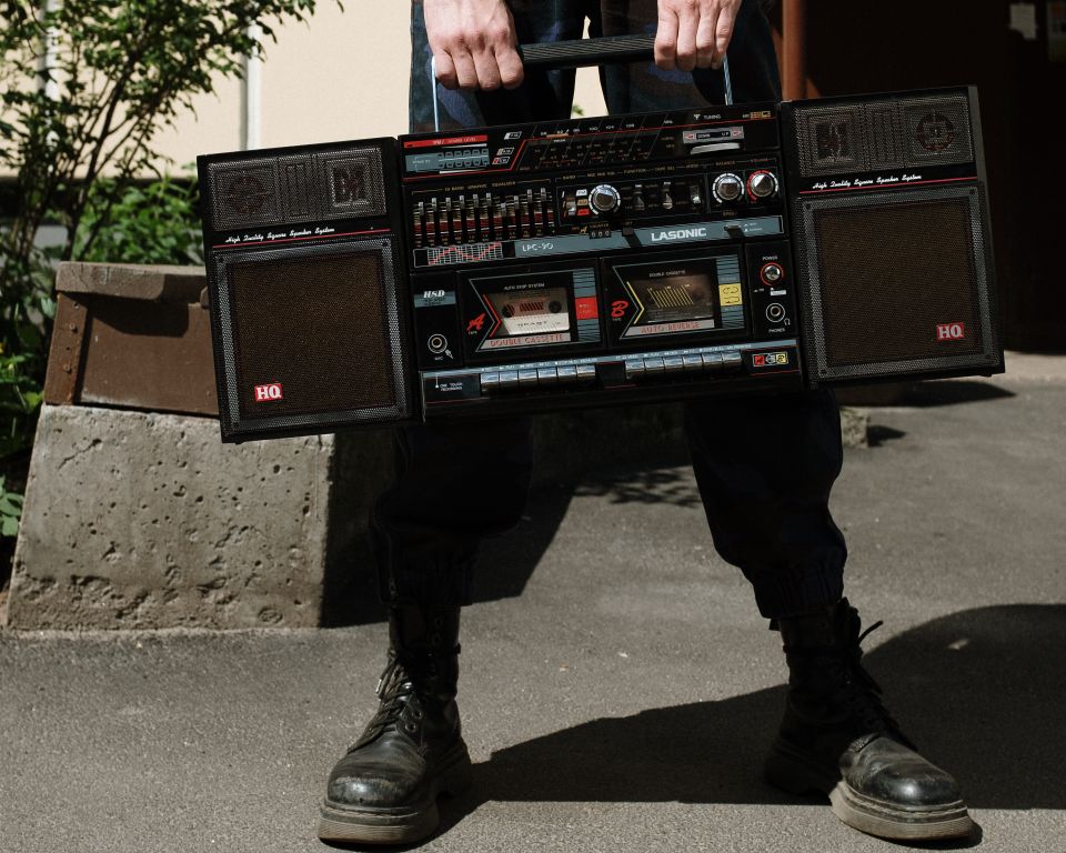 Radio-paging code No. 1: Simple Guide to Paging System