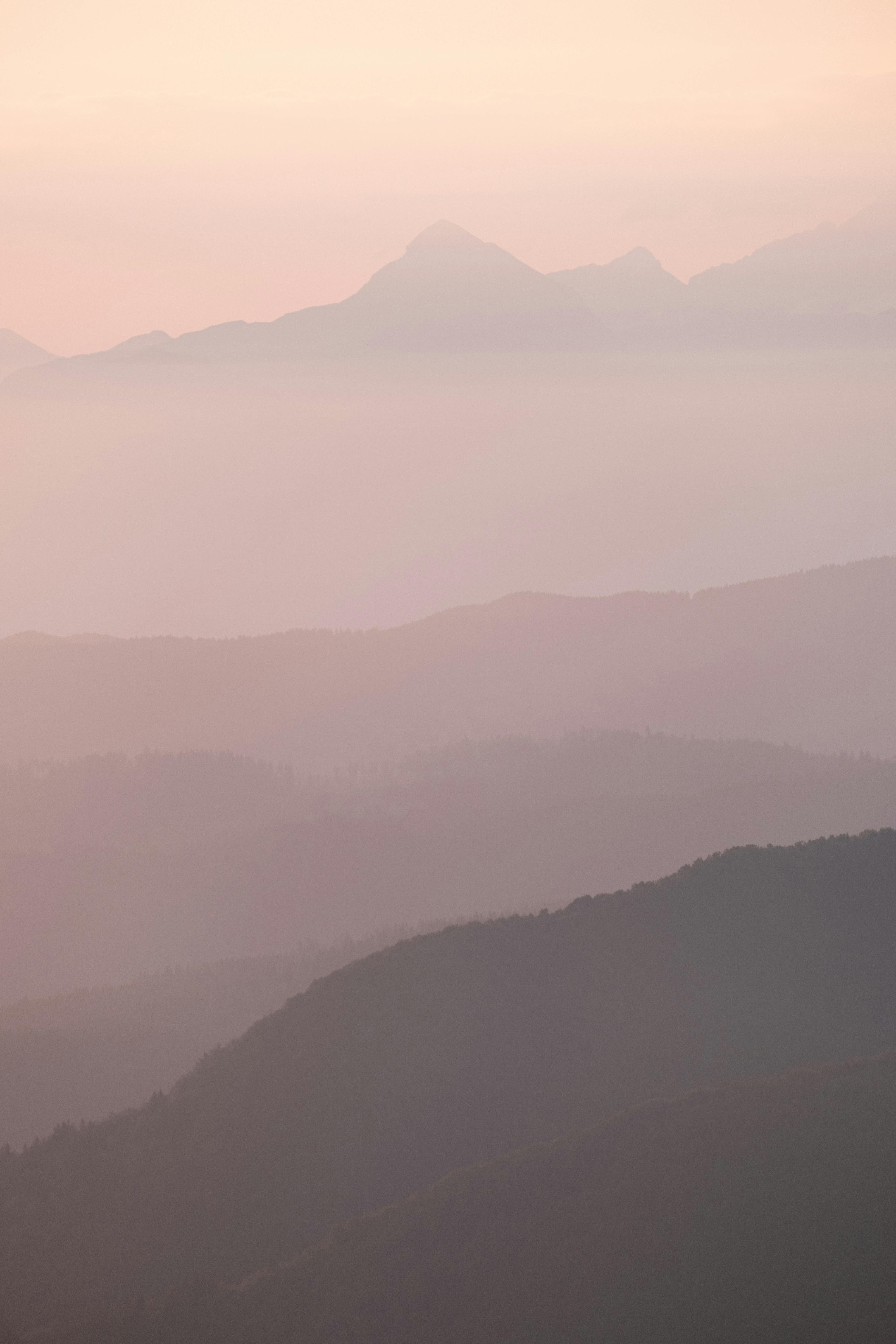 Fog over Hills · Free Stock Photo