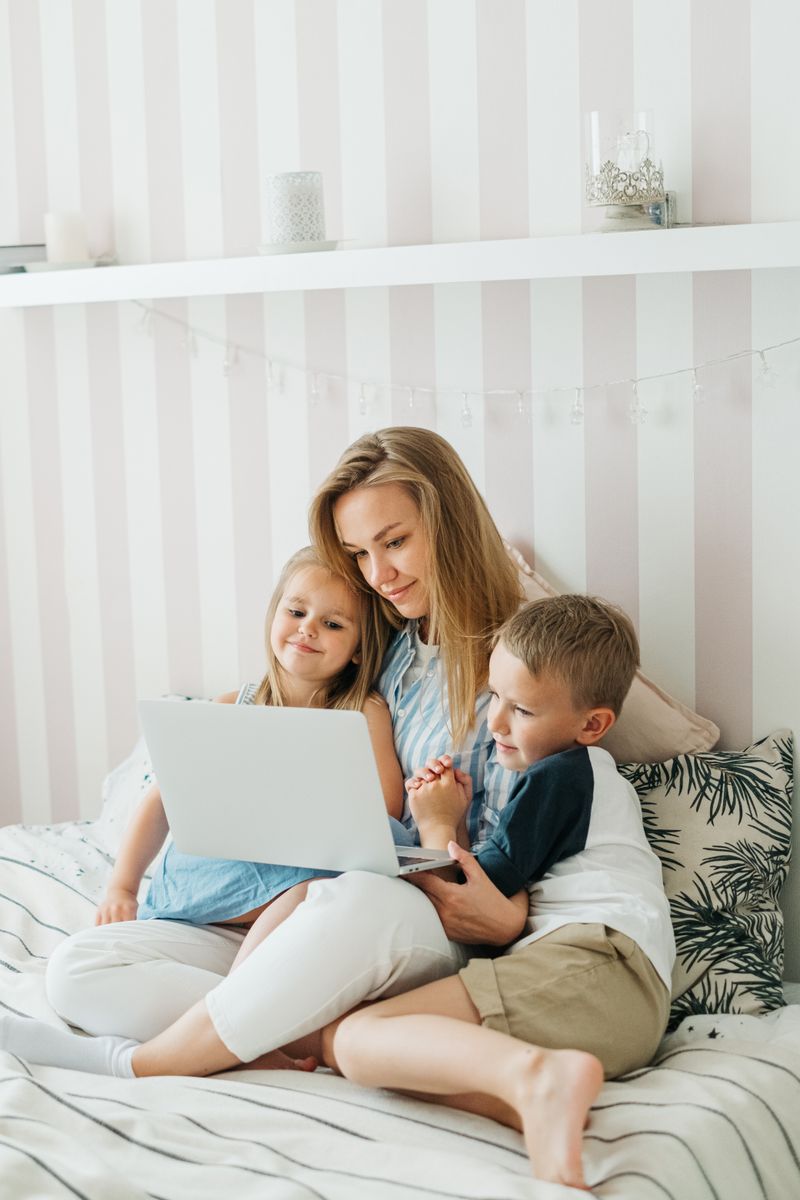 Working From Home Photos, Download The BEST Free Working From Home ...