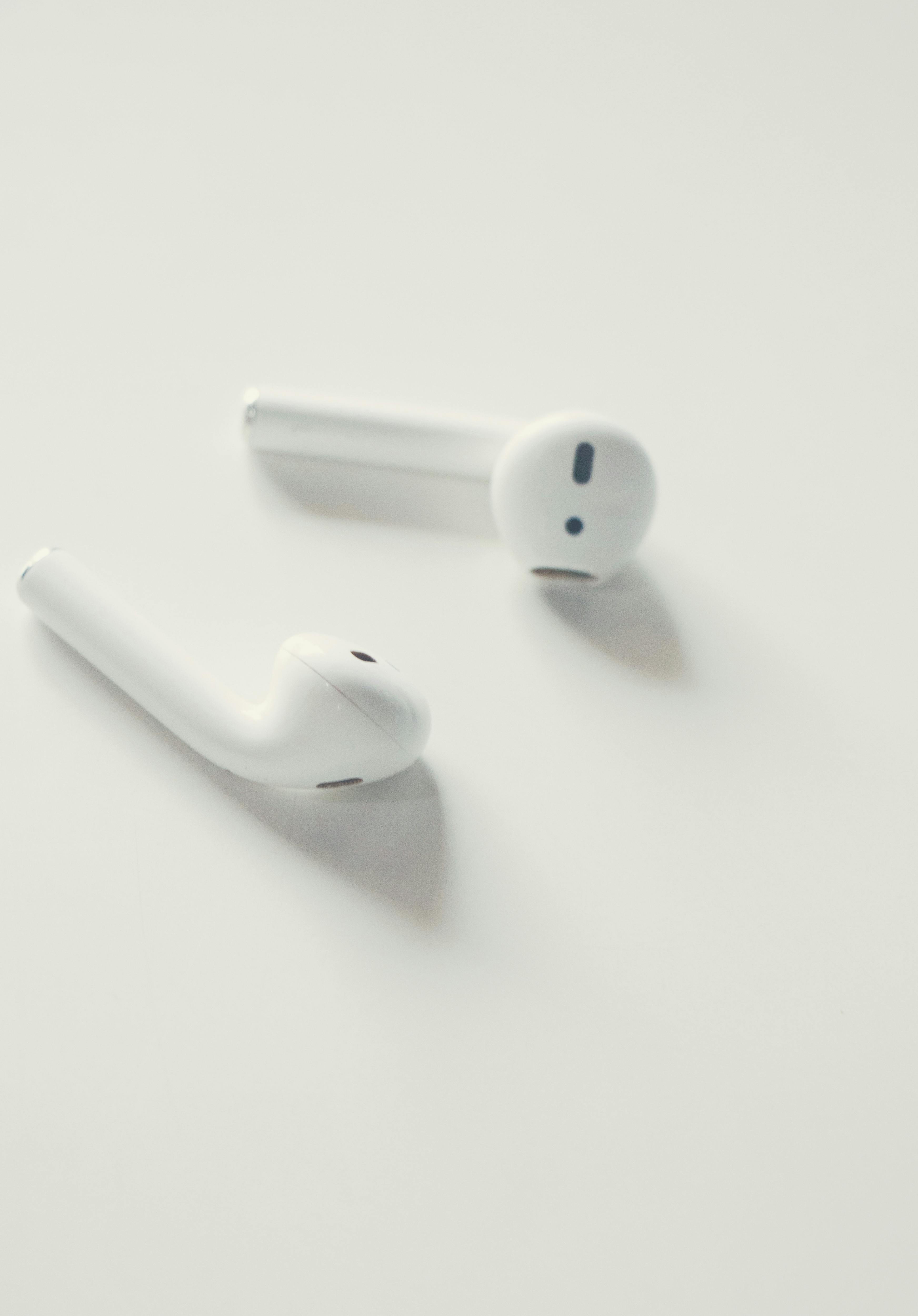 White Apple Airpods on White Table · Free Stock Photo