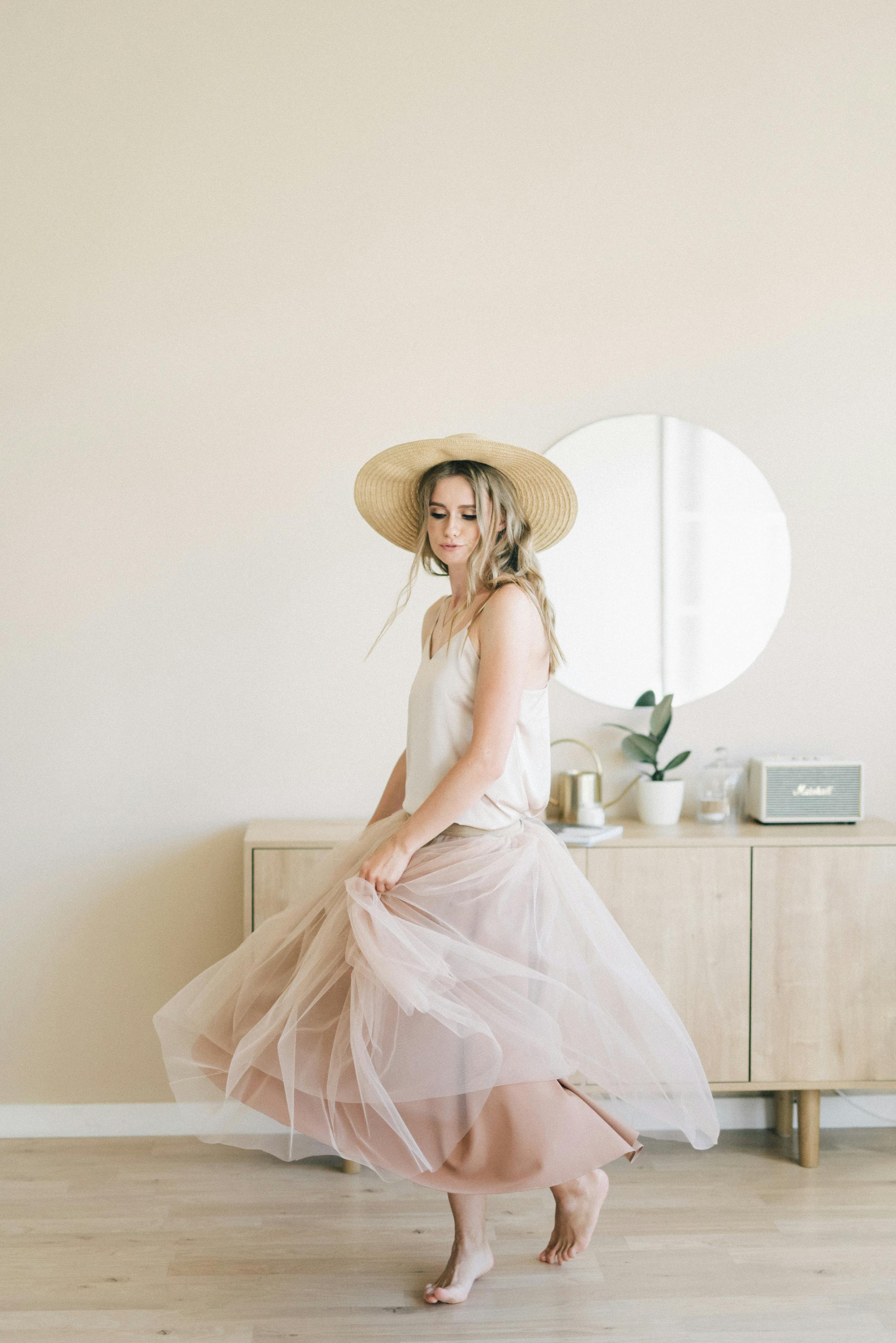 Dancing In Home Photos, Download Free Dancing In Home Stock Photos & HD ...