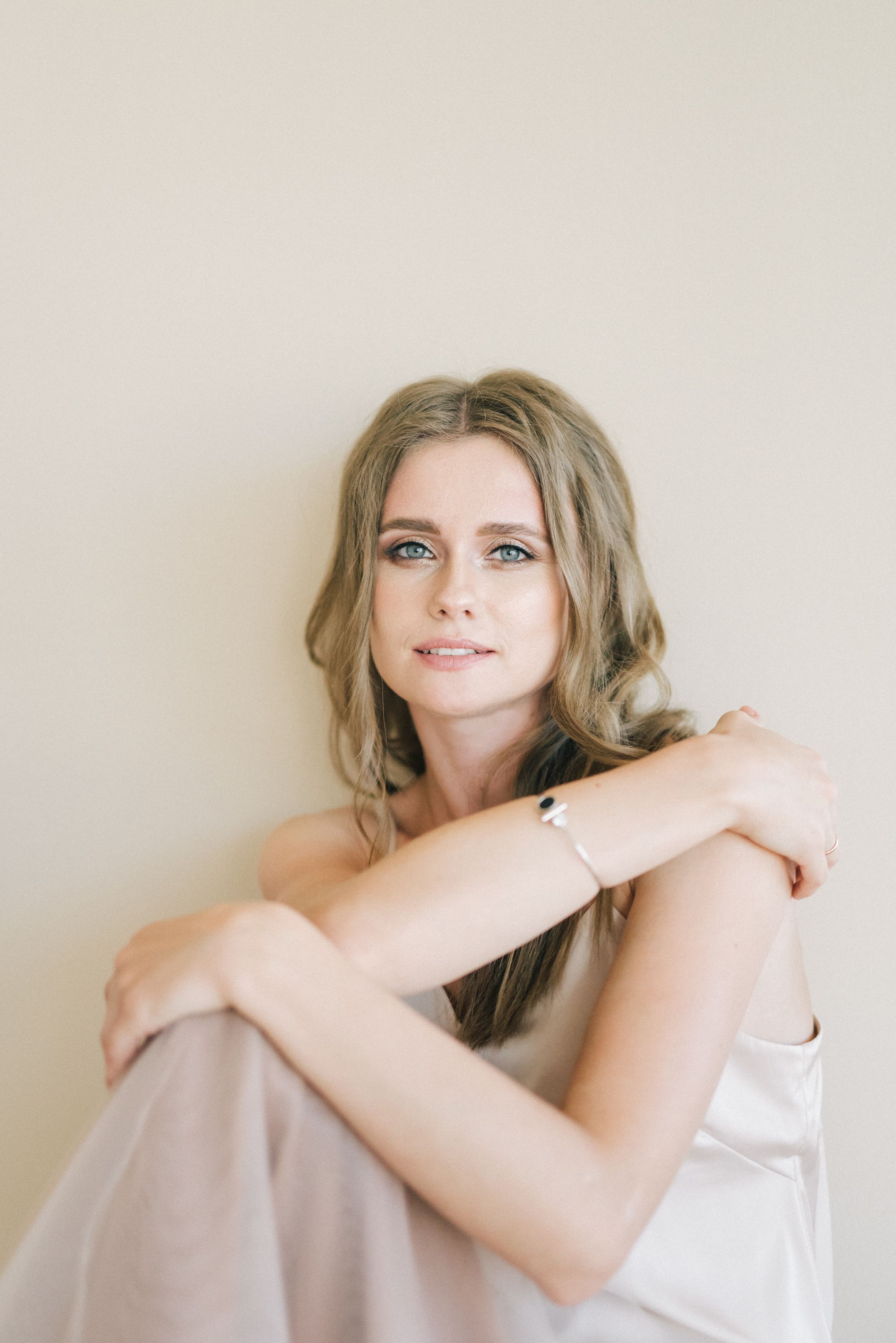 Portrait of a Beautiful Woman · Free Stock Photo