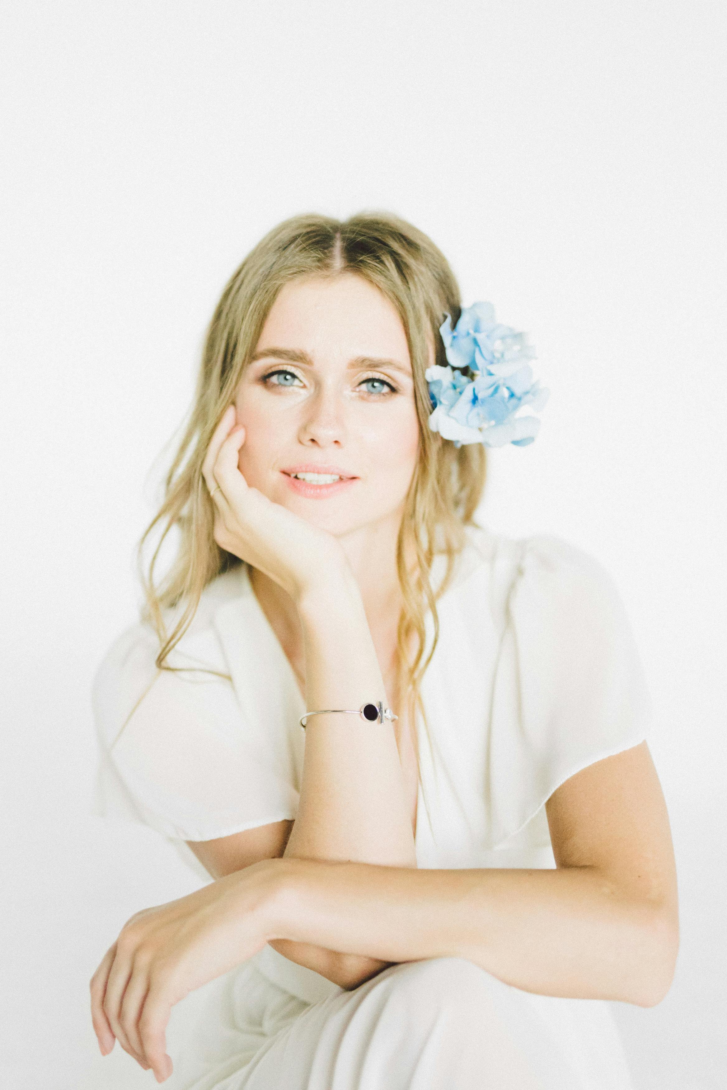 Portrait Simple Photos, Download The BEST Free Portrait Simple Stock ...