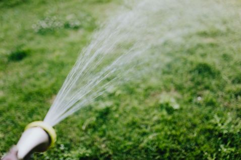 Toilet That Sprays Water: Benefits and How It Works
