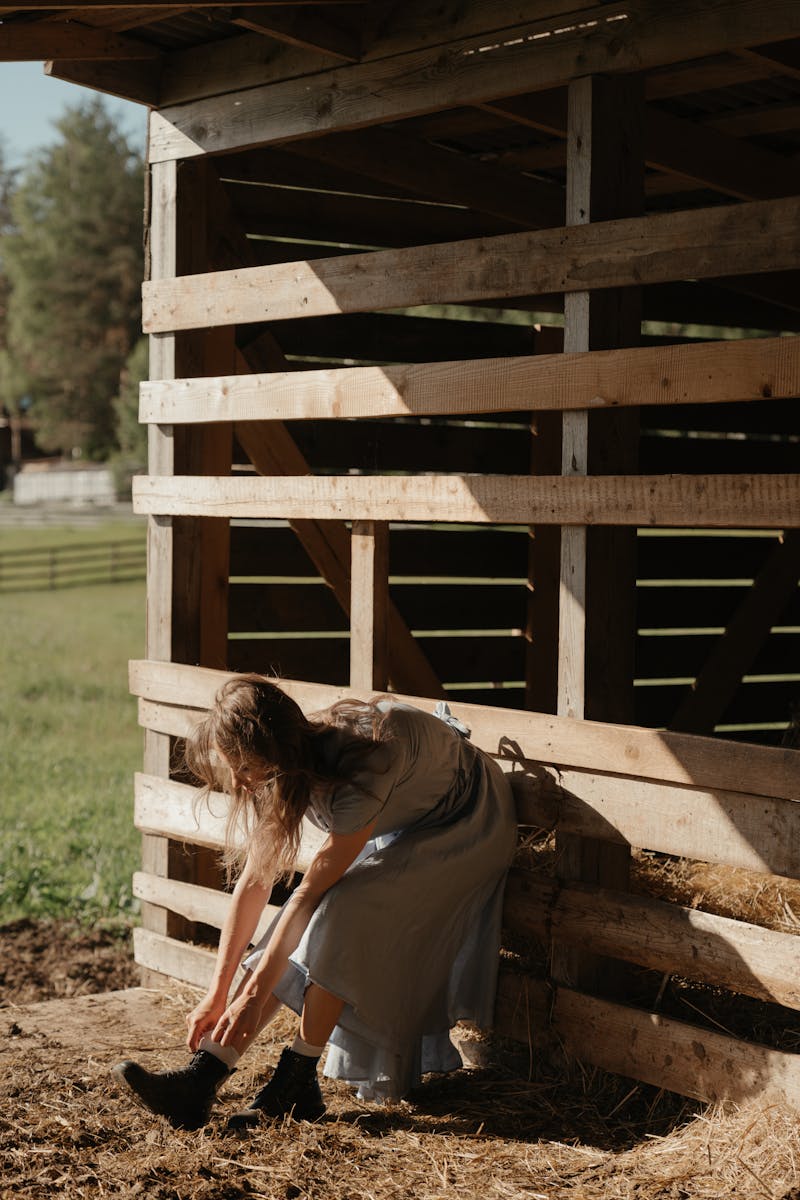 Farm Girl Photos, Download The BEST Free Farm Girl Stock Photos & HD Images