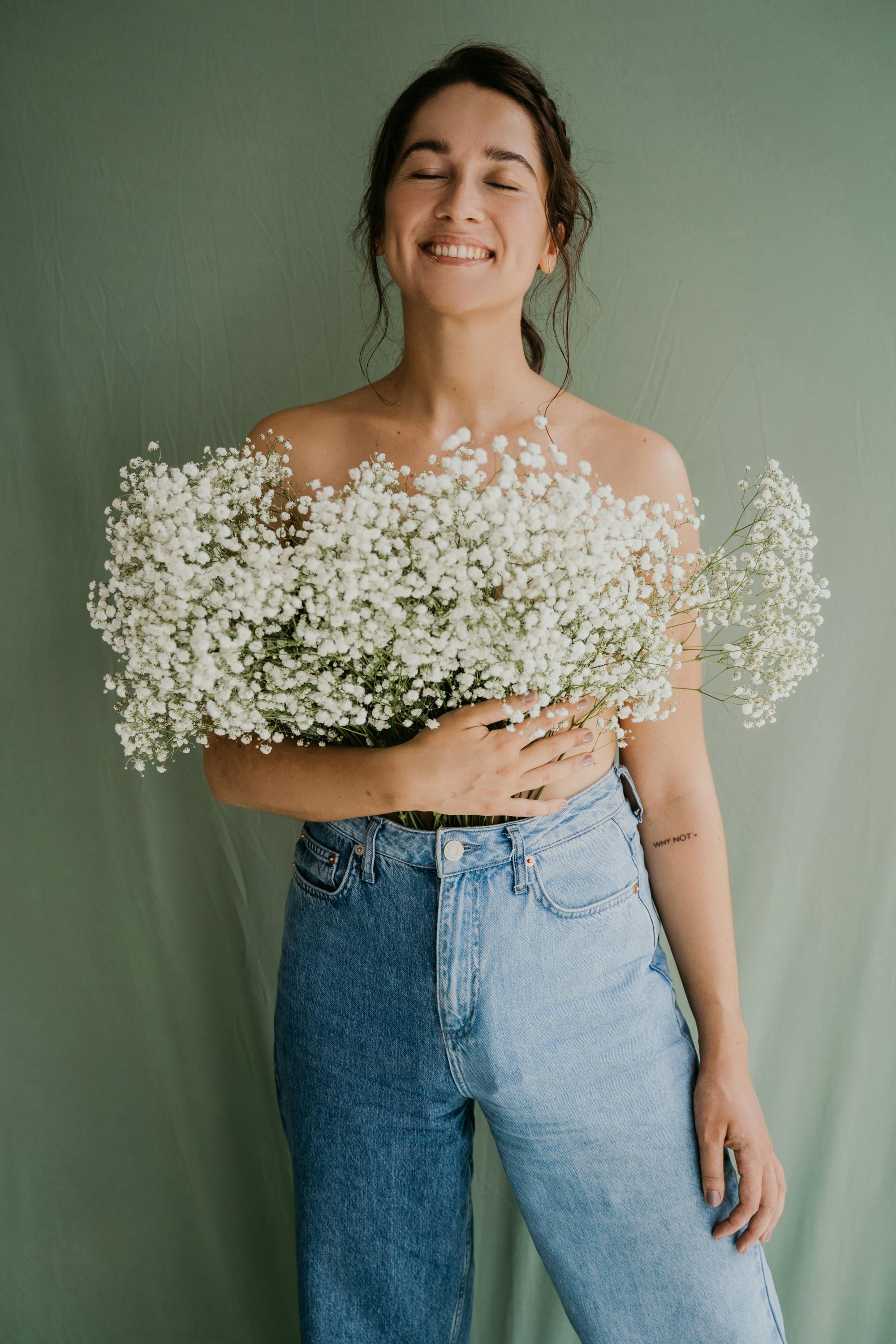 Covering Body Photos, Download The BEST Free Covering Body Stock Photos ...