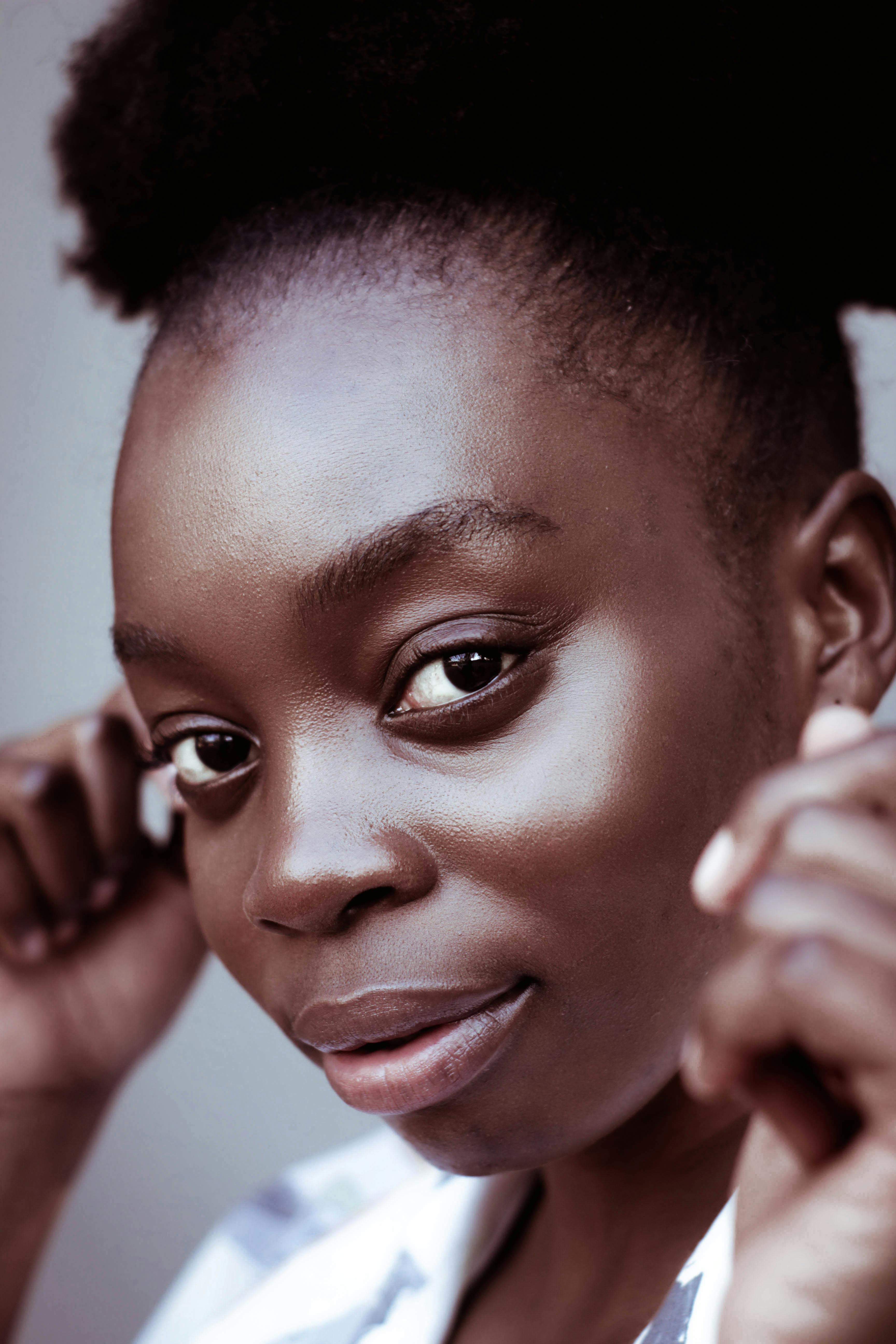 Face of Woman · Free Stock Photo