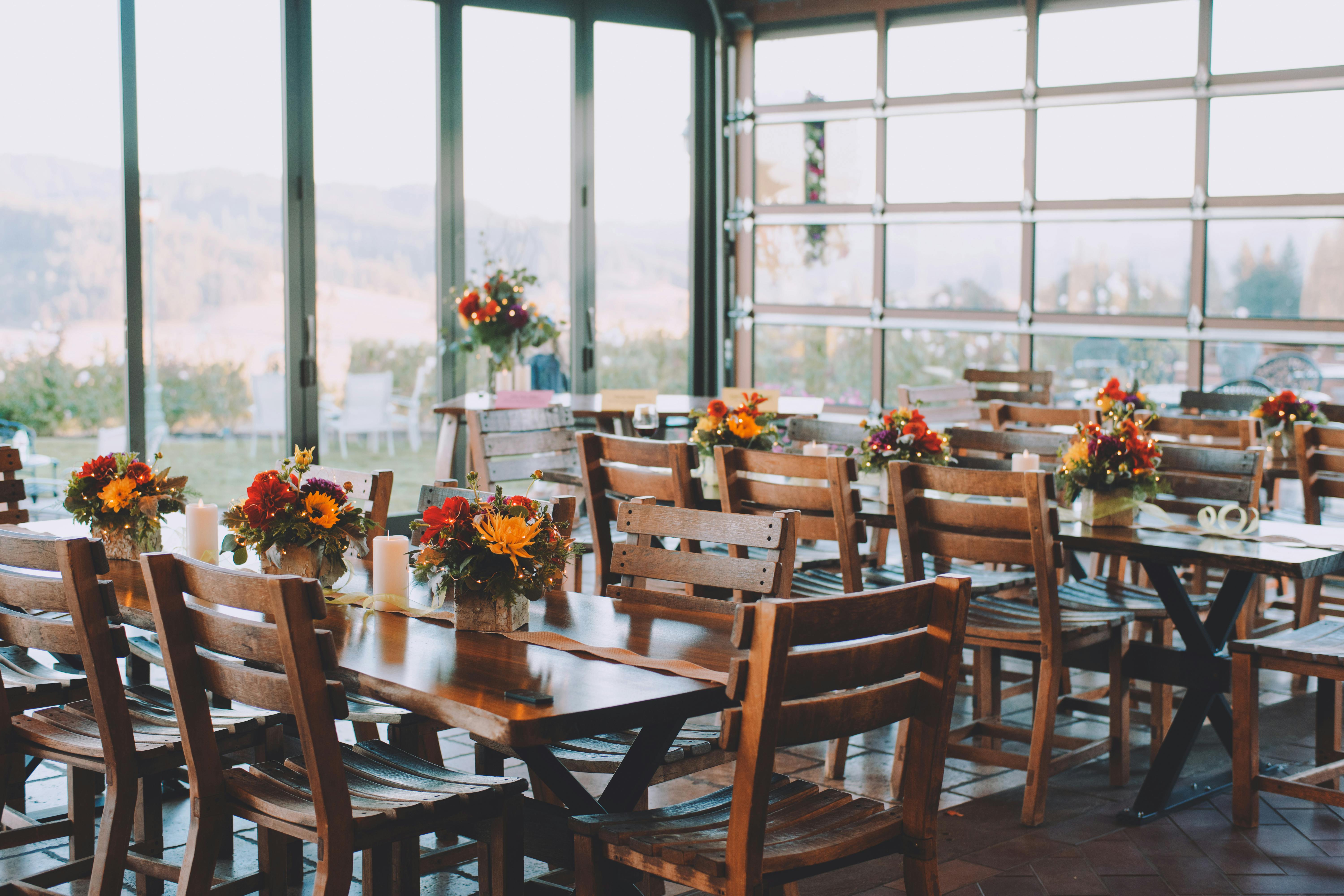 Interior of modern spacious lounge · Free Stock Photo