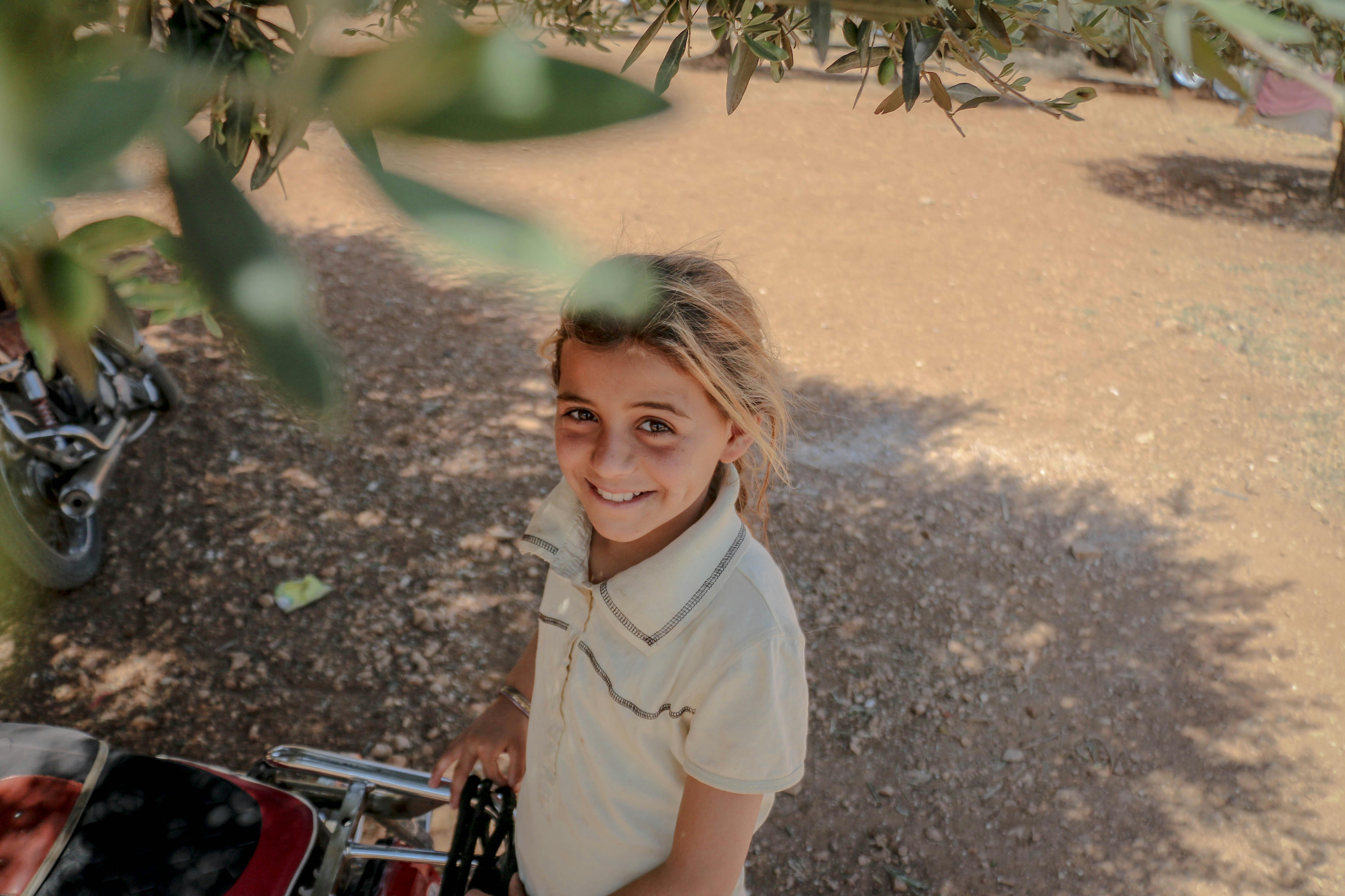 Shade Children Photos, Download The BEST Free Shade Children Stock ...